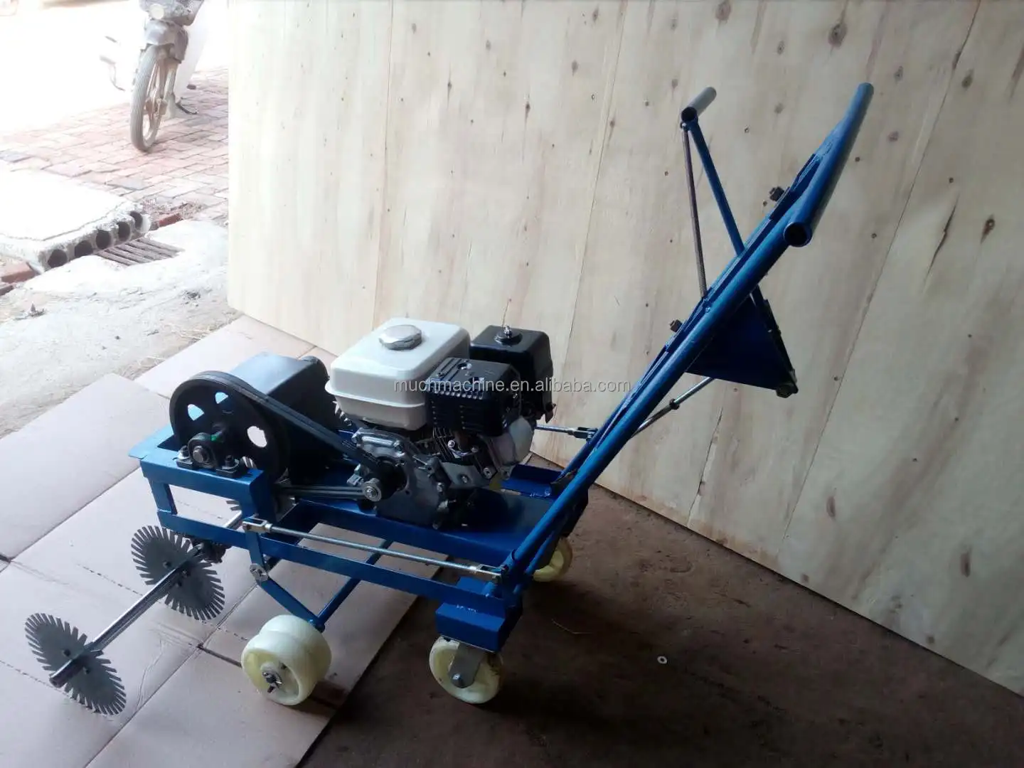 Lawn Marking Line Drawing Natural Turf Transplanting Lawn Cutting ...