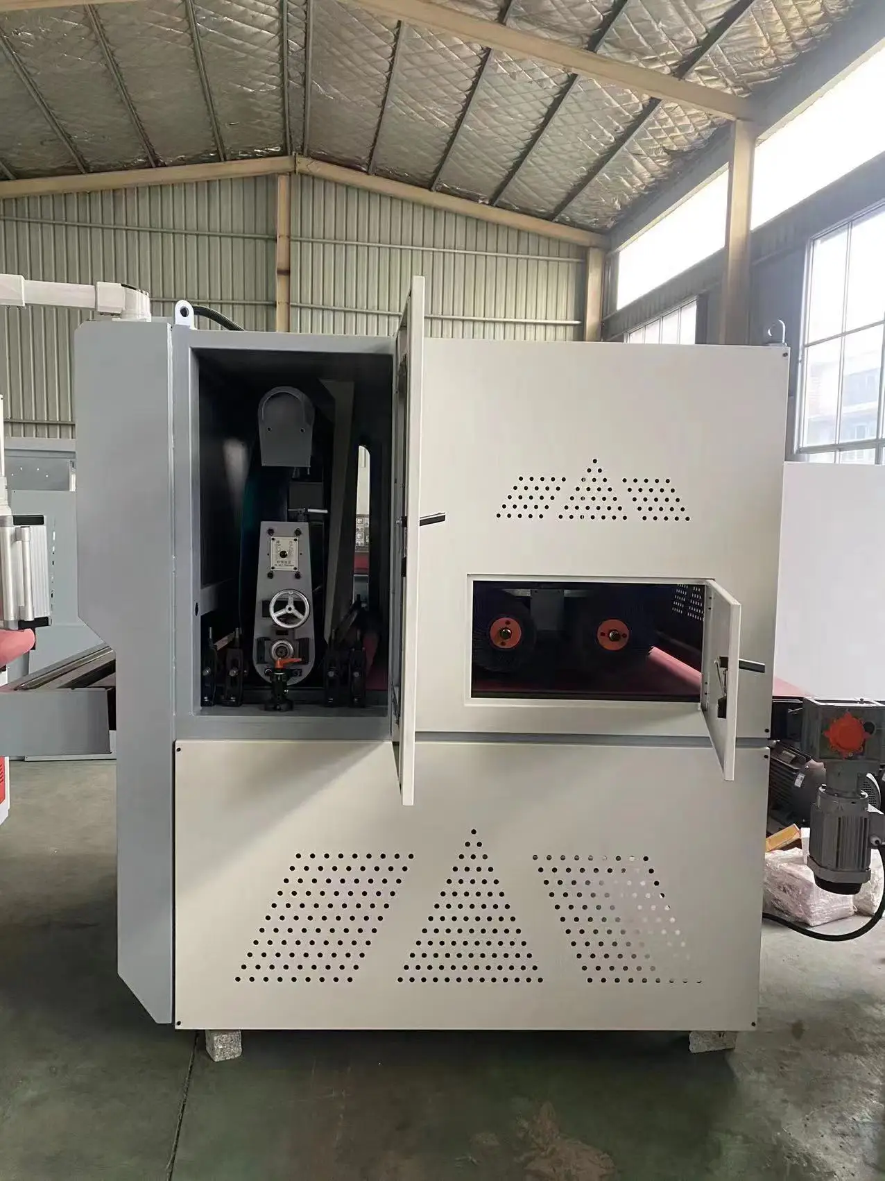 Automatic Wide Belt Sander For Precision Aluminium & Stainless Steel ...