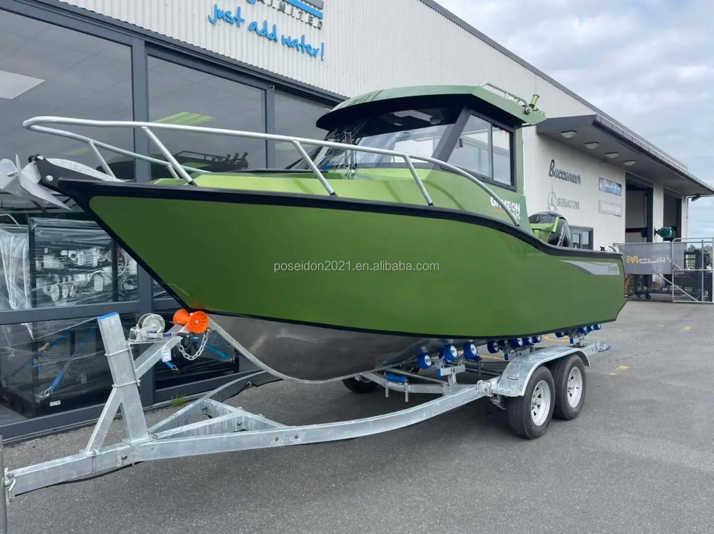 Luxury Fishing Boat - 20.5ft Aluminum Yacht with 3-Year Warranty