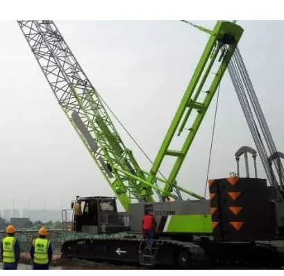130 Ton Mobile Crawler Crane ZCC1300 With High Lifting Performance ...