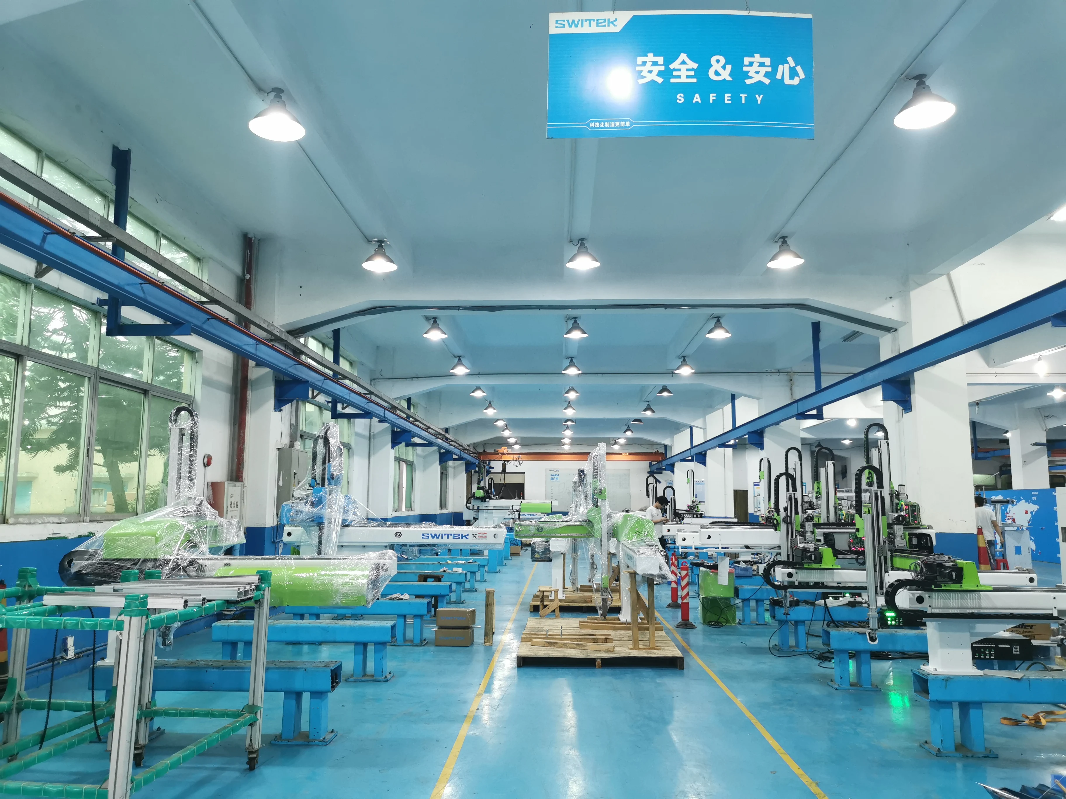 3 Axis Servo Motor Industrial Robotic Arm For Picking And Placing Auto