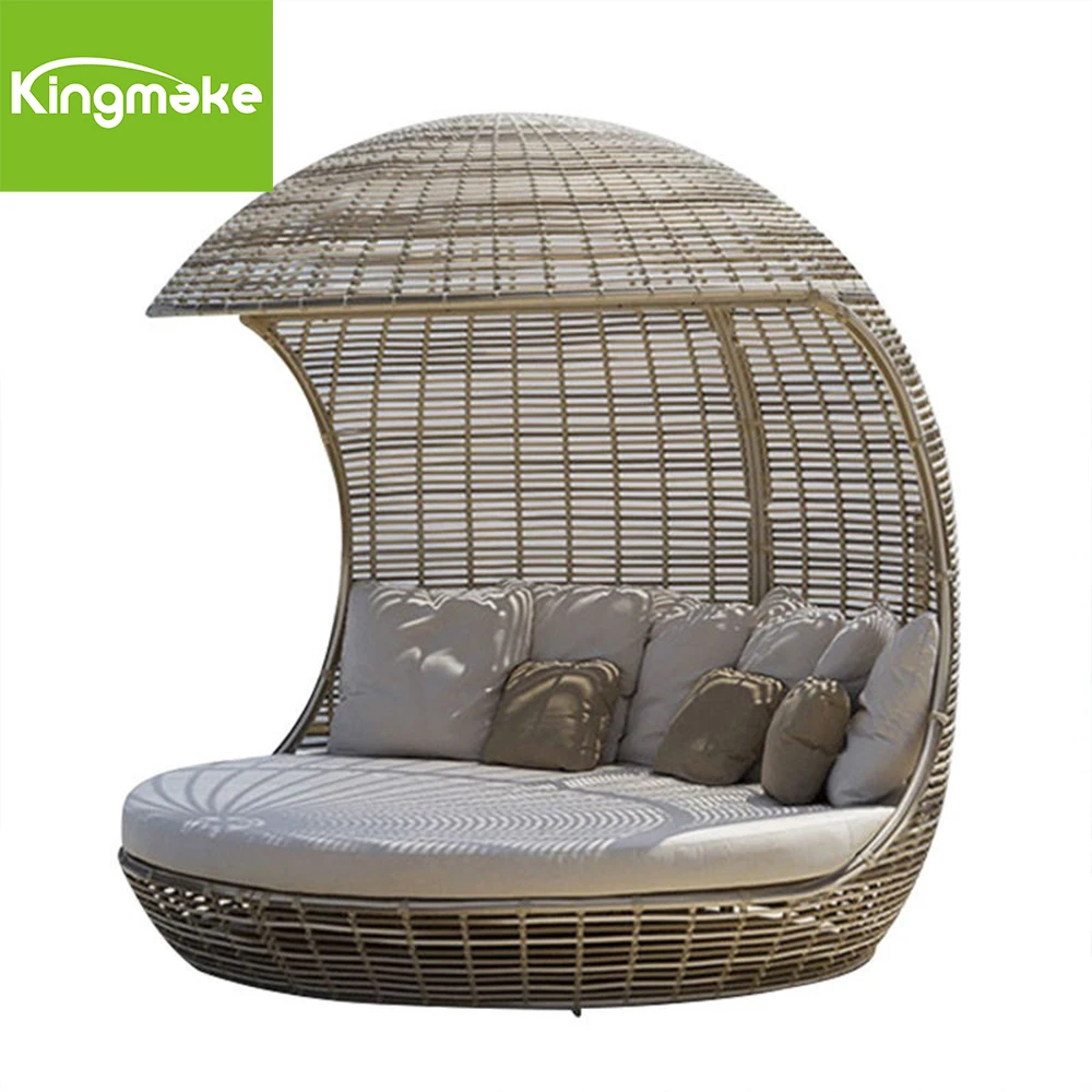 Outdoor Day Bed - Perfect for Poolside & Seaside Lounging