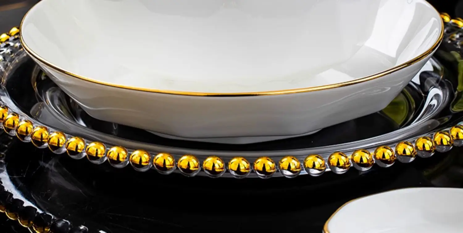 Nordic Elegant Gold Bone China Dinnerware Set for Parties