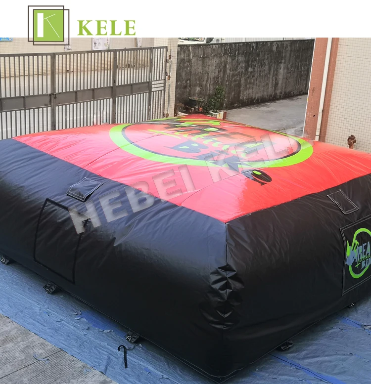 Custom Outdoor Small Size Inflatable Foam Stunt Landing Airbag For ...