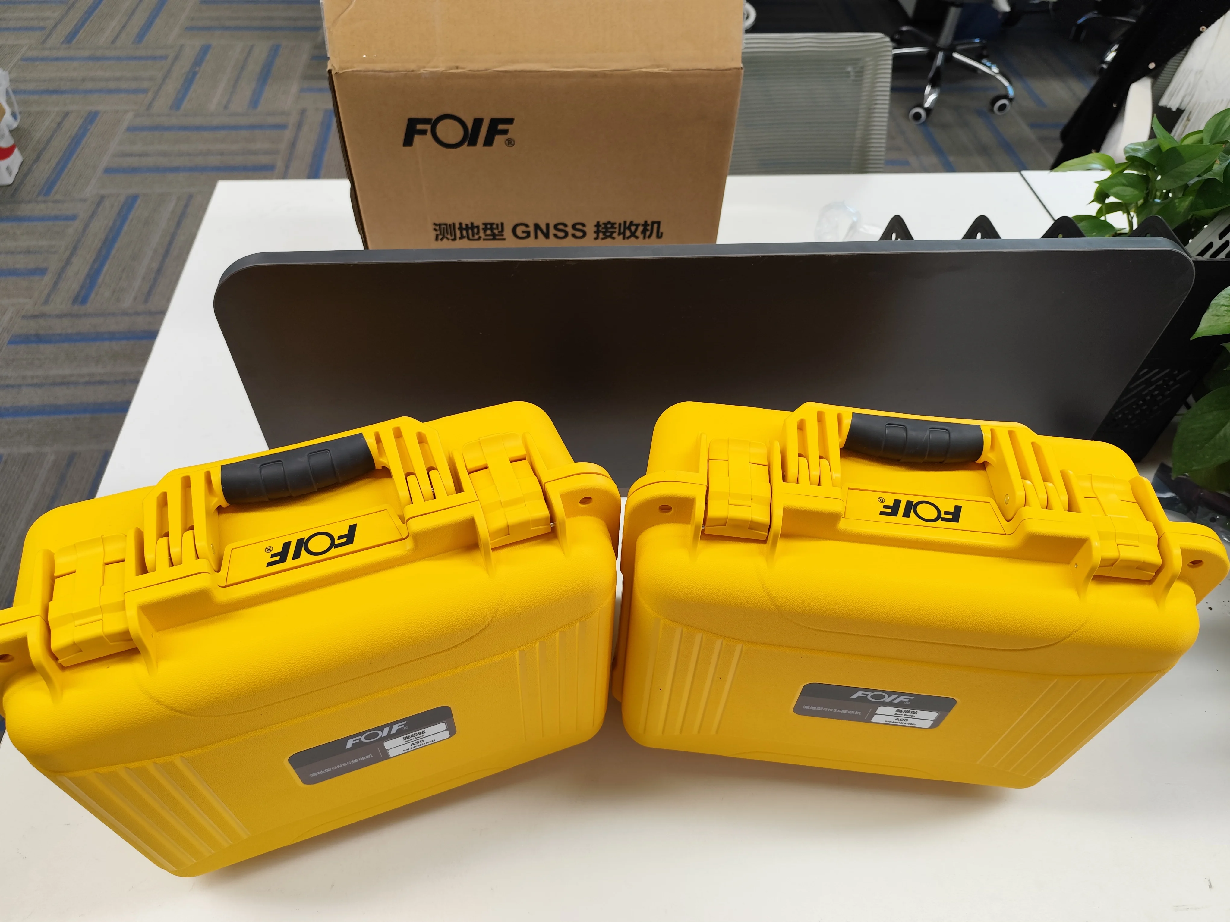 FOIF A90 GPS RTK Receiver Rover and Base with Built-in Transceiver and ...