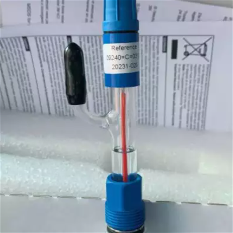 HACH Polymetron Dissolved Oxygen Sensor - Reliable & Accurate