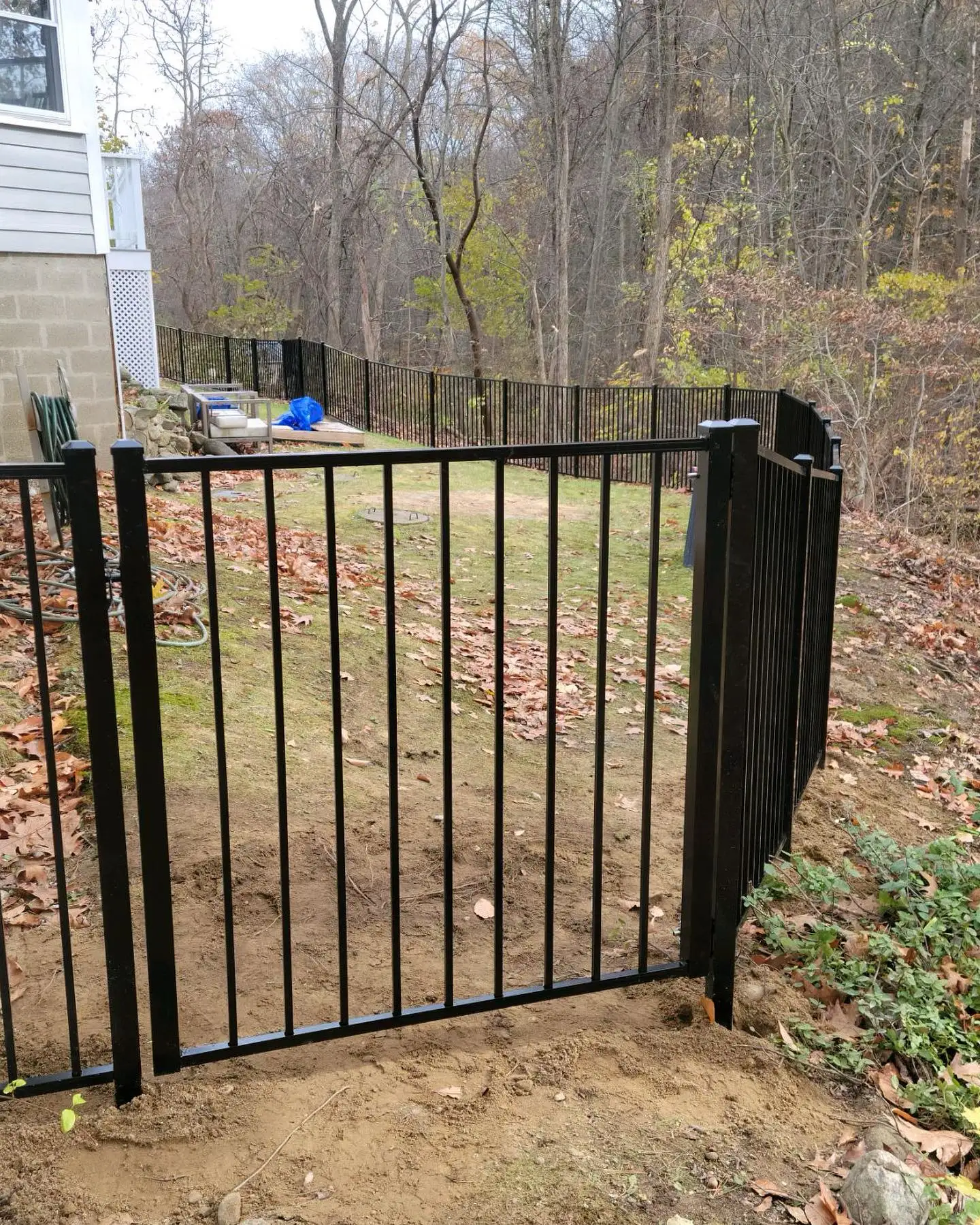 Factory Made Aluminum Slat Fence Modern Aluminum Fence For Houses ...