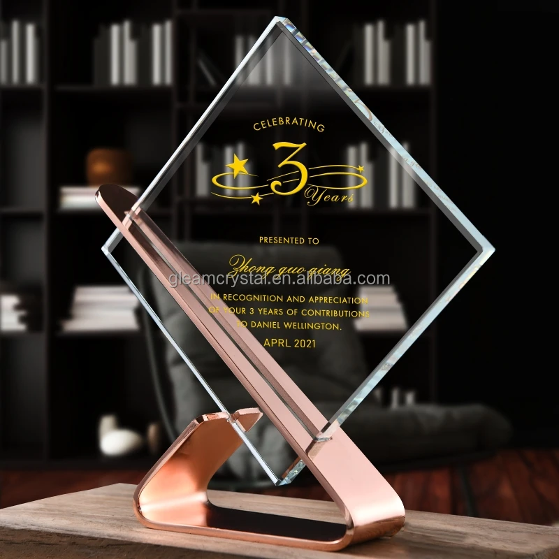 2022 New Design Crystal Trophy Award Antique Gold Metal Crystal Award ...