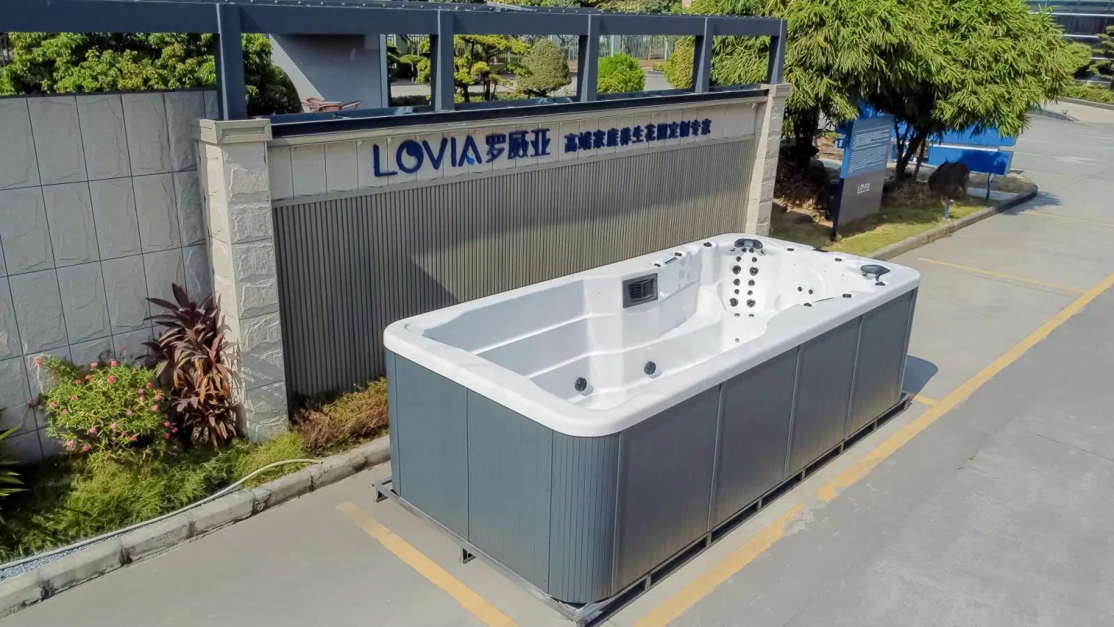 Lovia Spas And Hot Tubs Air Jet Massage Swimming Hydro Massage Pool ...