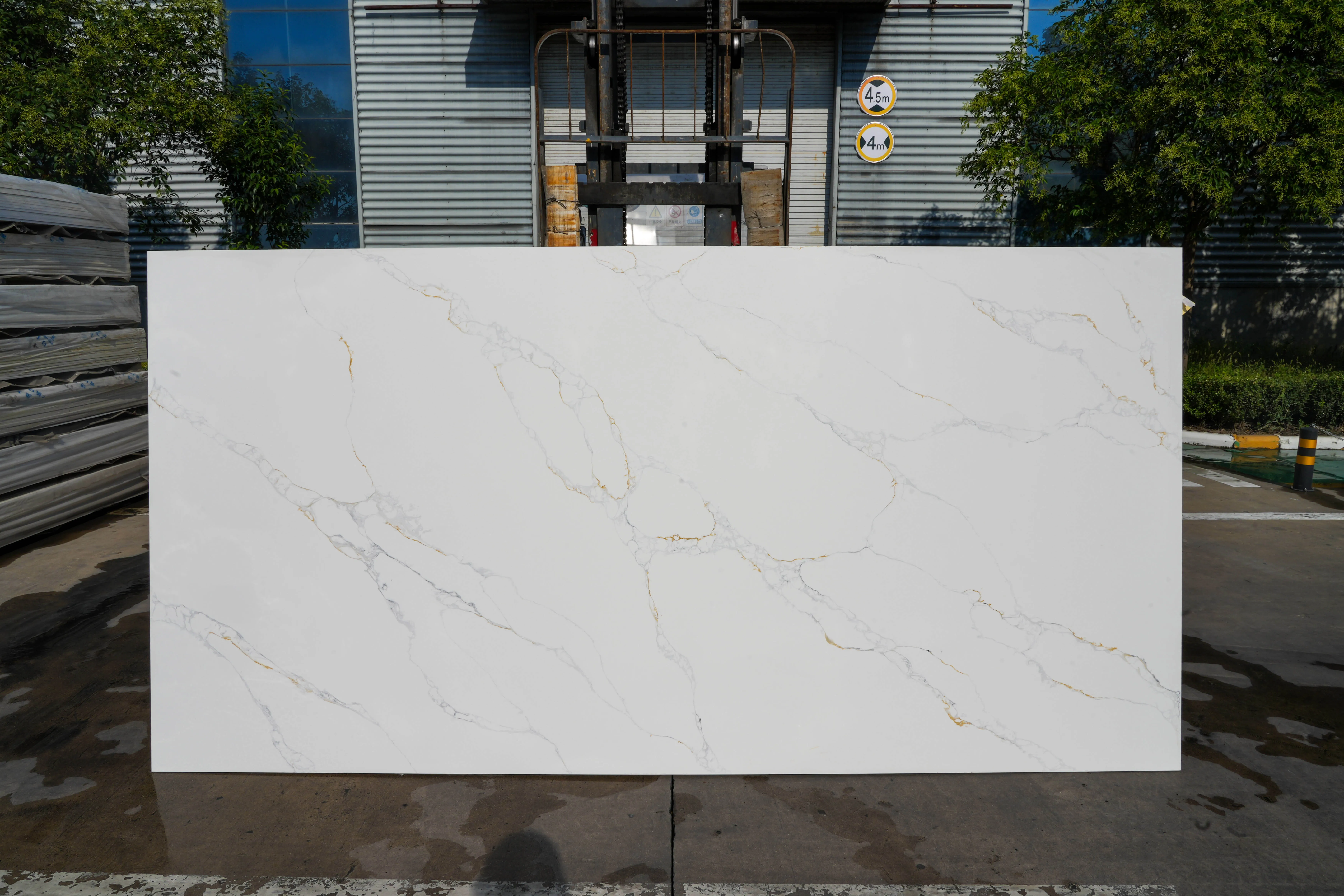 Runpin Carrara Artificial Quartz Stone Slab White Gold Veins Faux ...