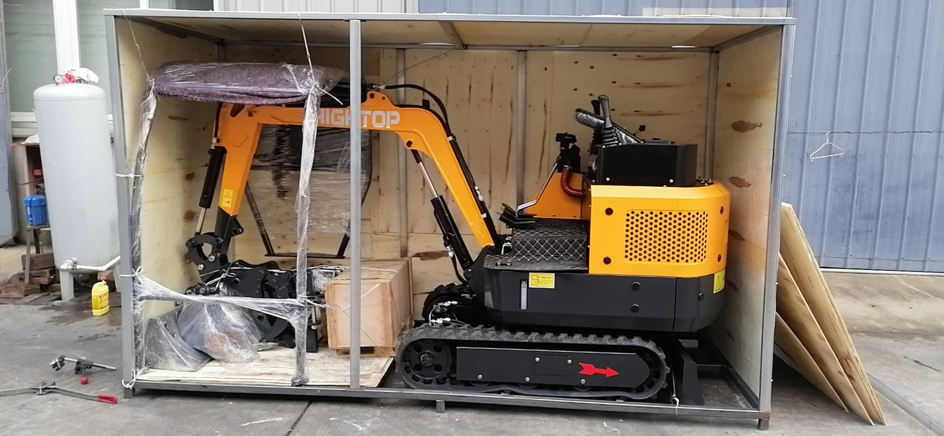 Trench Digger Machine Walk Behind Mini Excavator Small Tree Digging ...