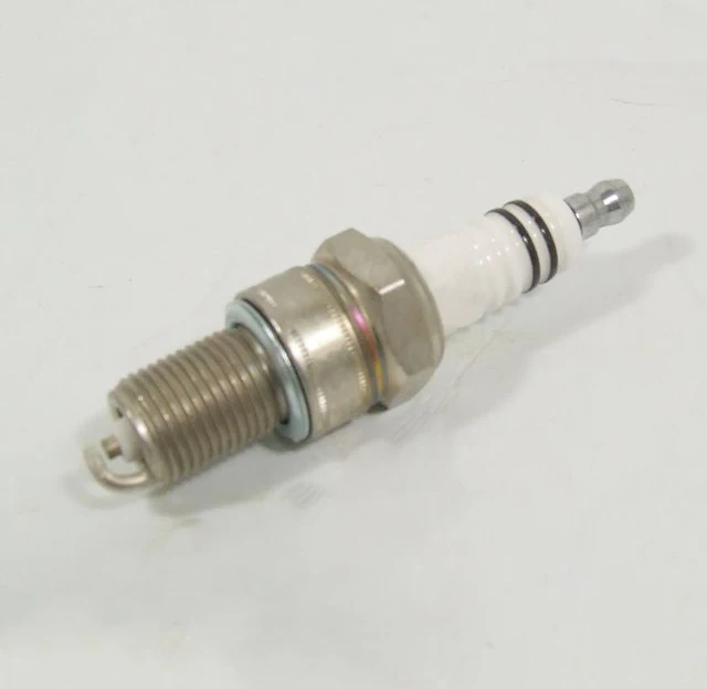 Auto Spark Plug WR7DC FR7DC High Quality Factory Price Spark Plug ...