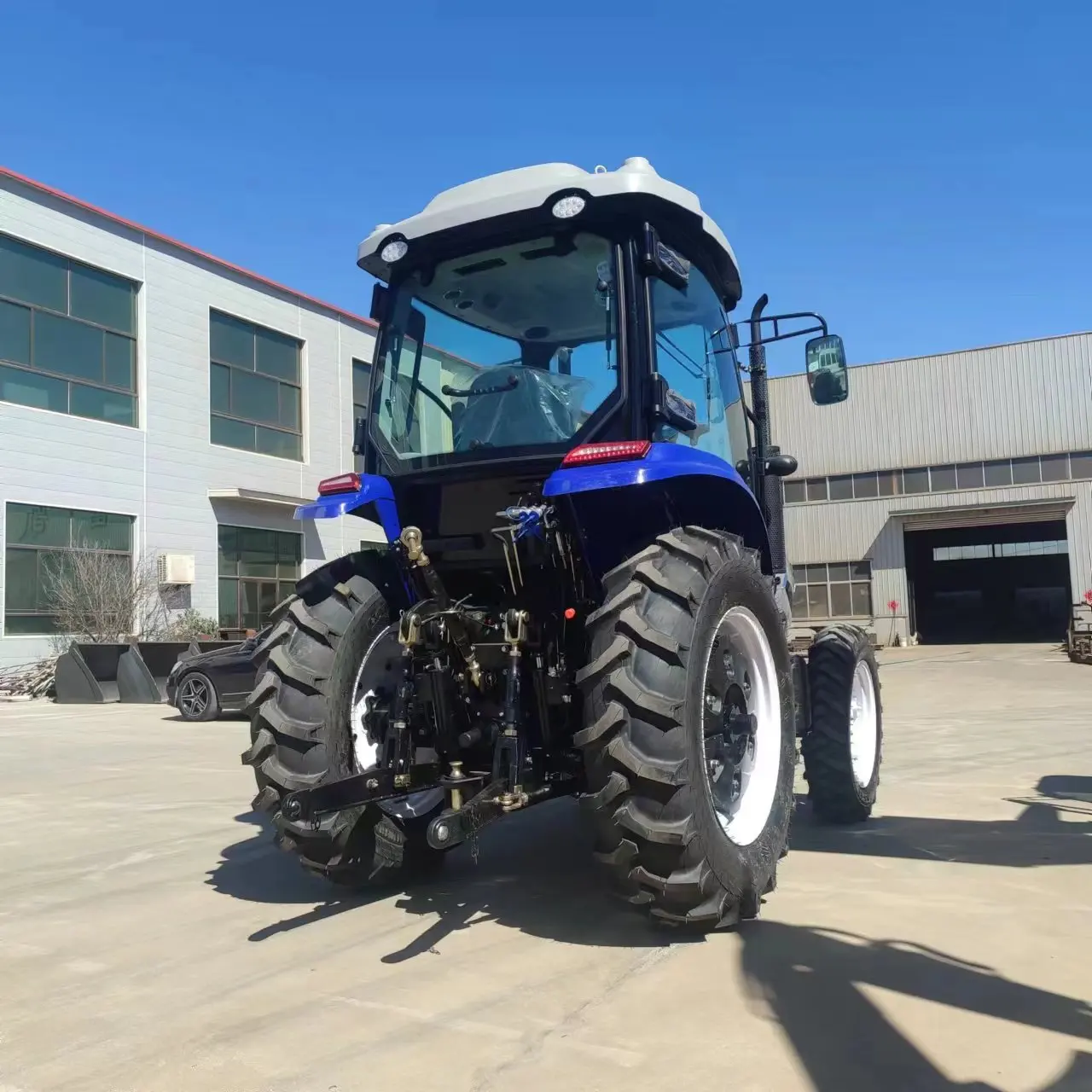 Alibaba.com: 80hp 4x4 farm tractor with front loader and grass mower ...