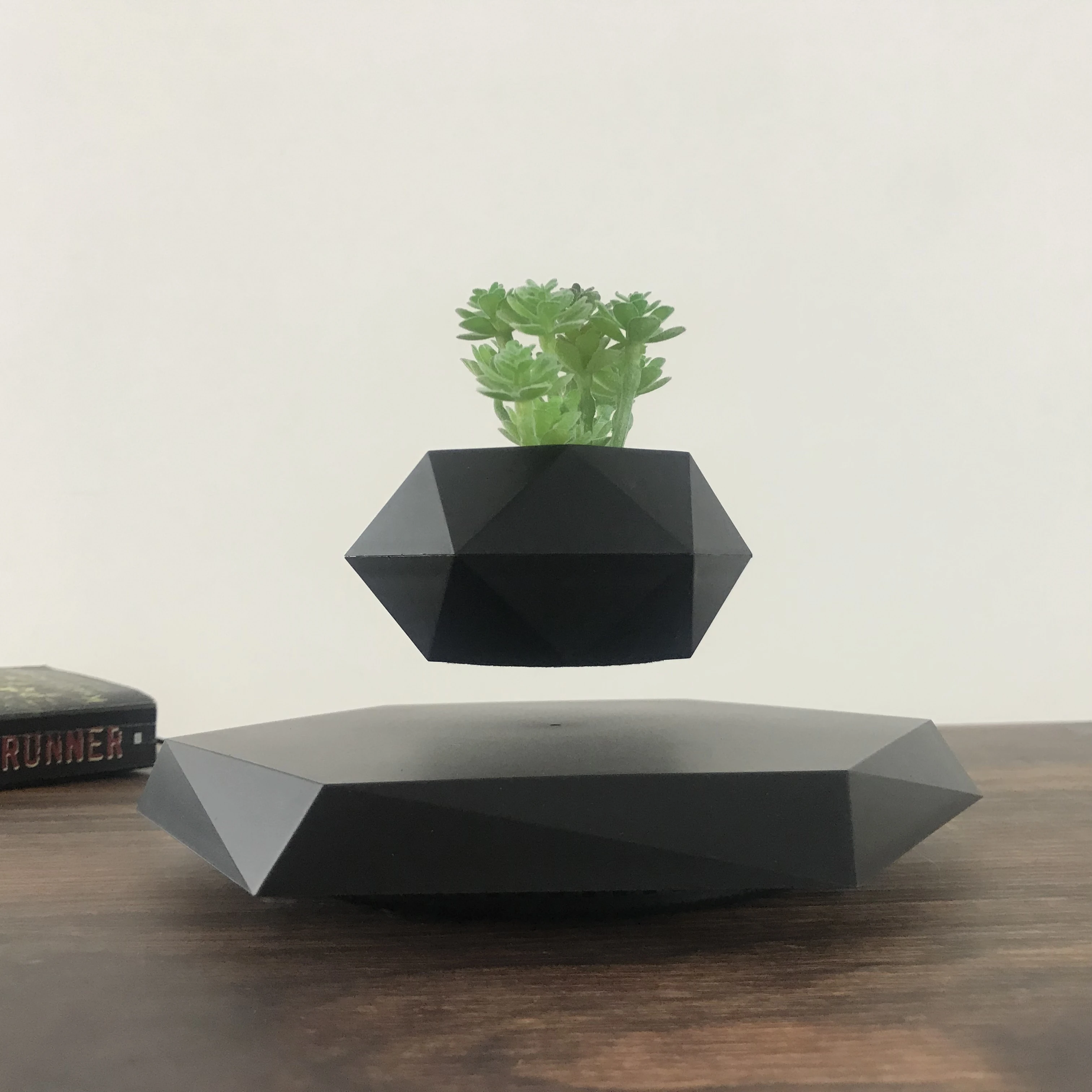 HCNT Magnetic Levitation Plant Holder - Rotating Eco-Friendly Flower ...