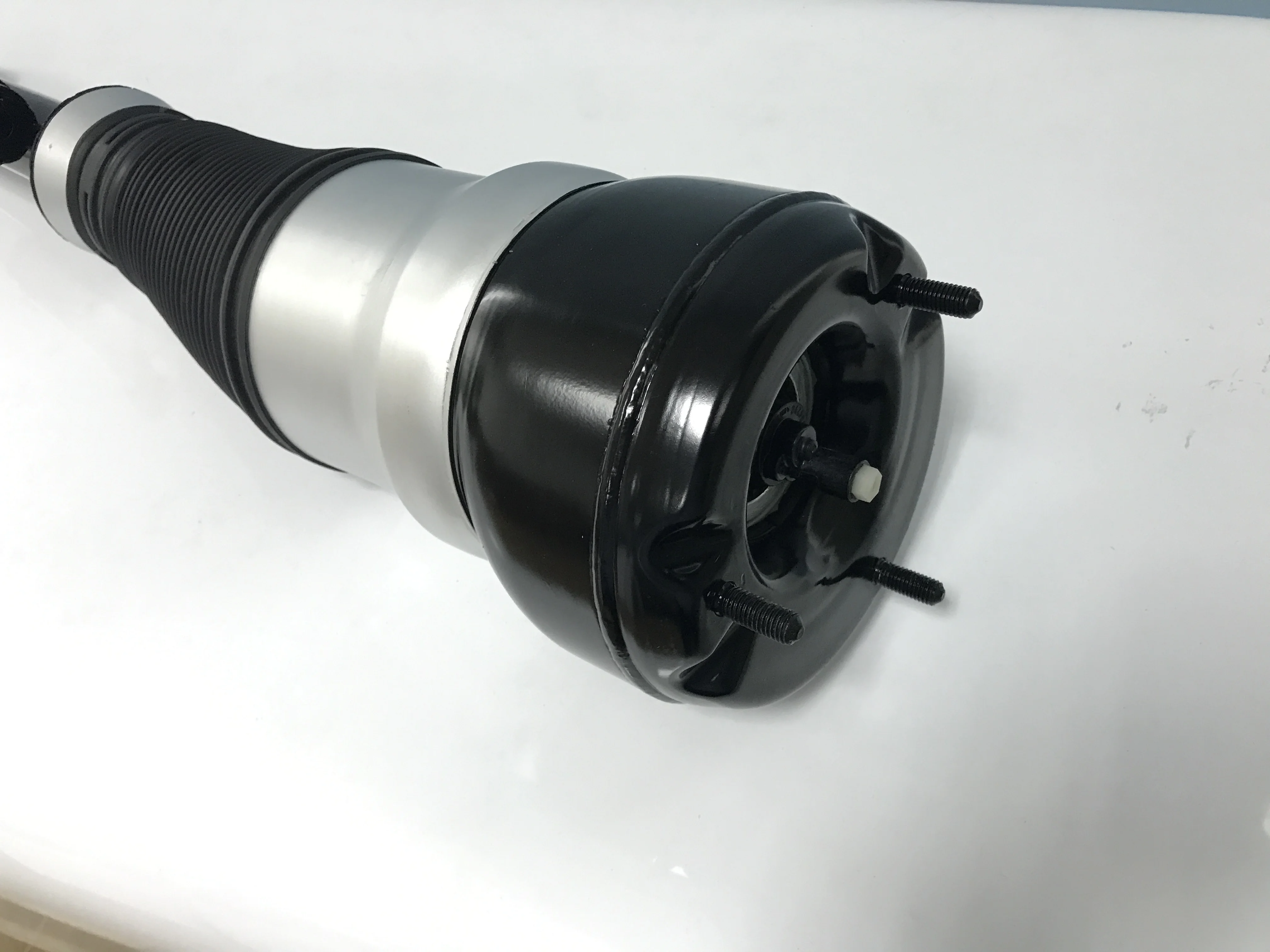 梅赛德斯s级w223 2matic 2020-2023左前减震器空气悬架减震器oem A2233207102 A2233208803 ...