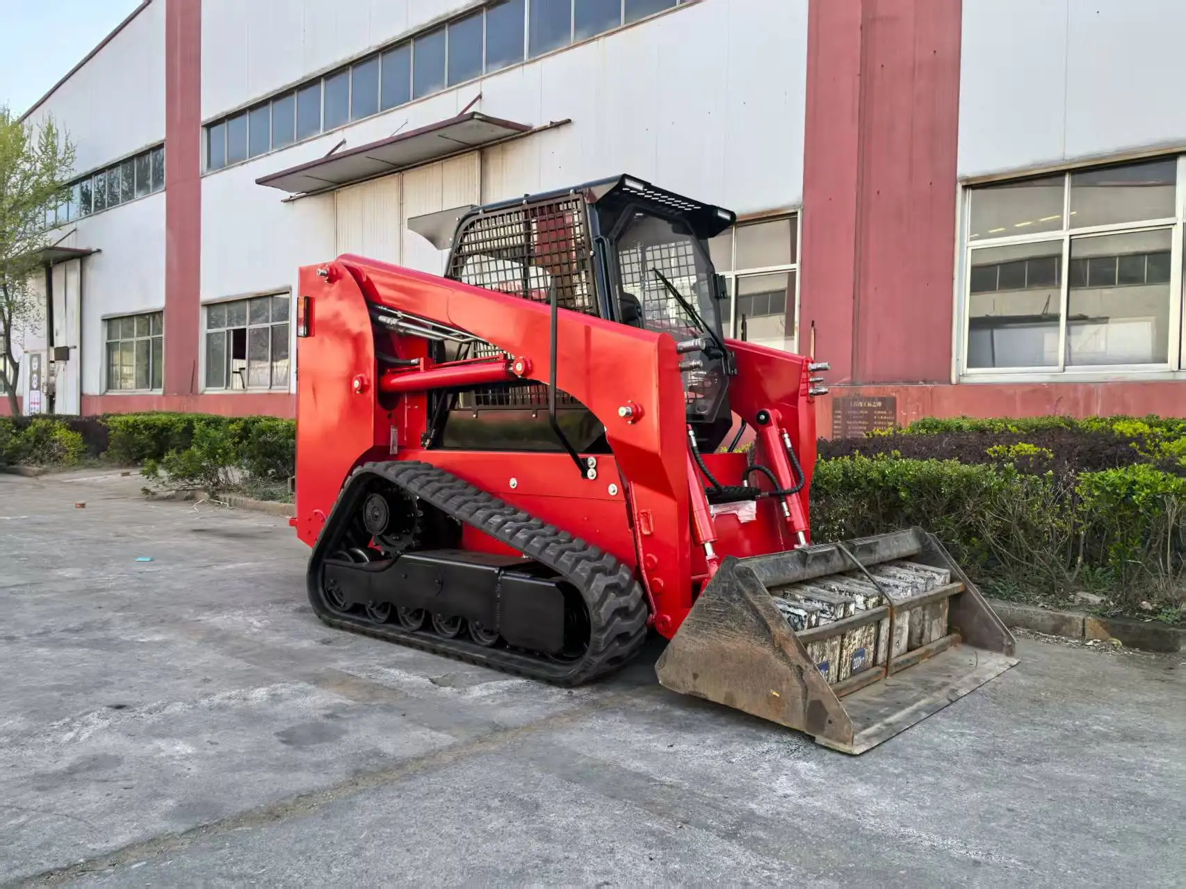 High Quality Chinese Mini Loaders Tracked Skid Steer for Various Narrow ...