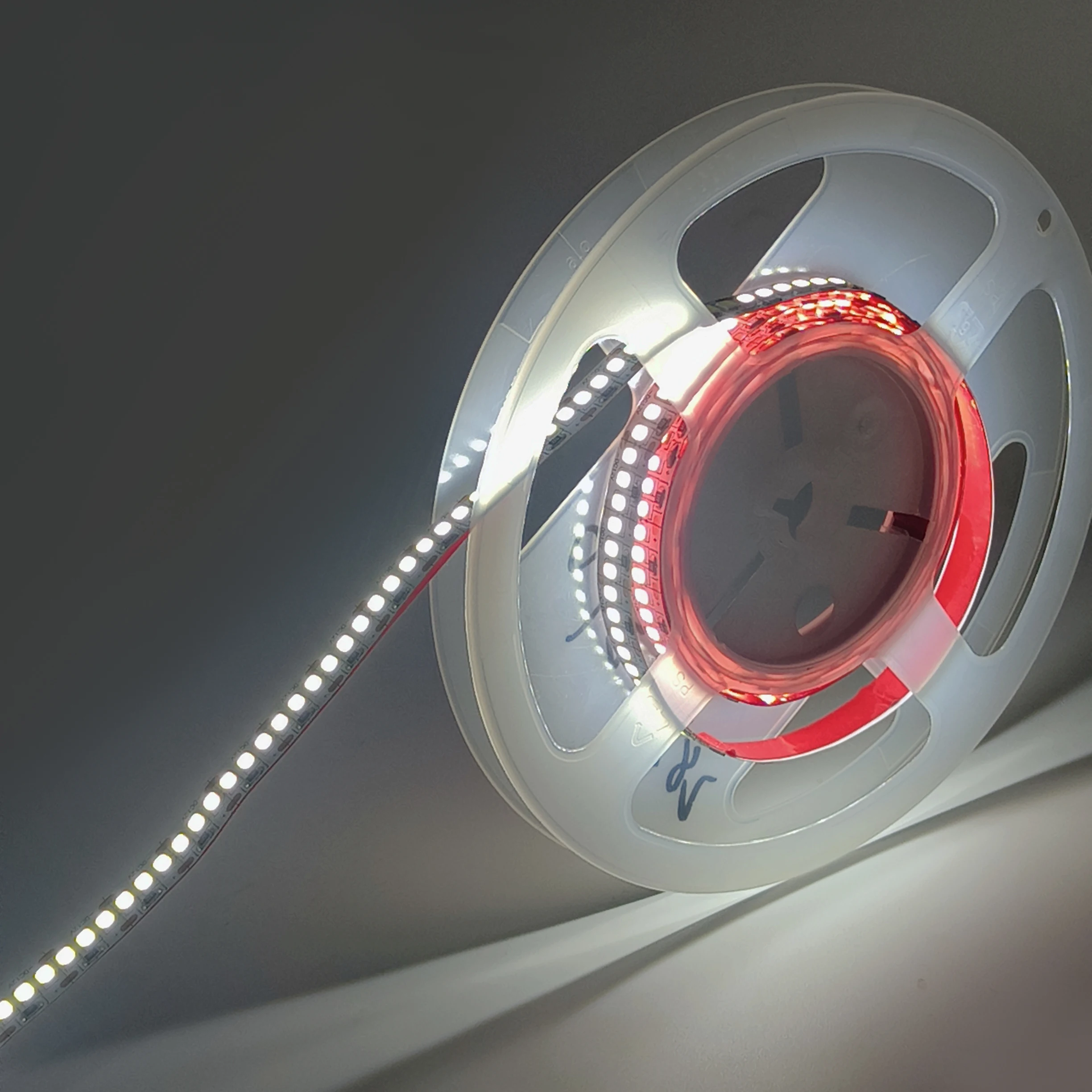 DC12V 15W 20W SMD2835 LED Strip Lights - 100000 Hours Lifespan