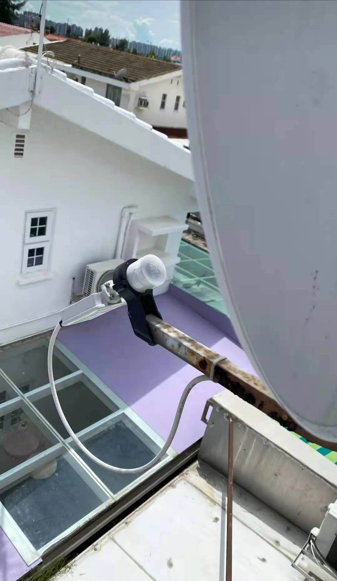 Universal Ka-band LNB Strong Digital Satellite Single Output Lnb for TV ...