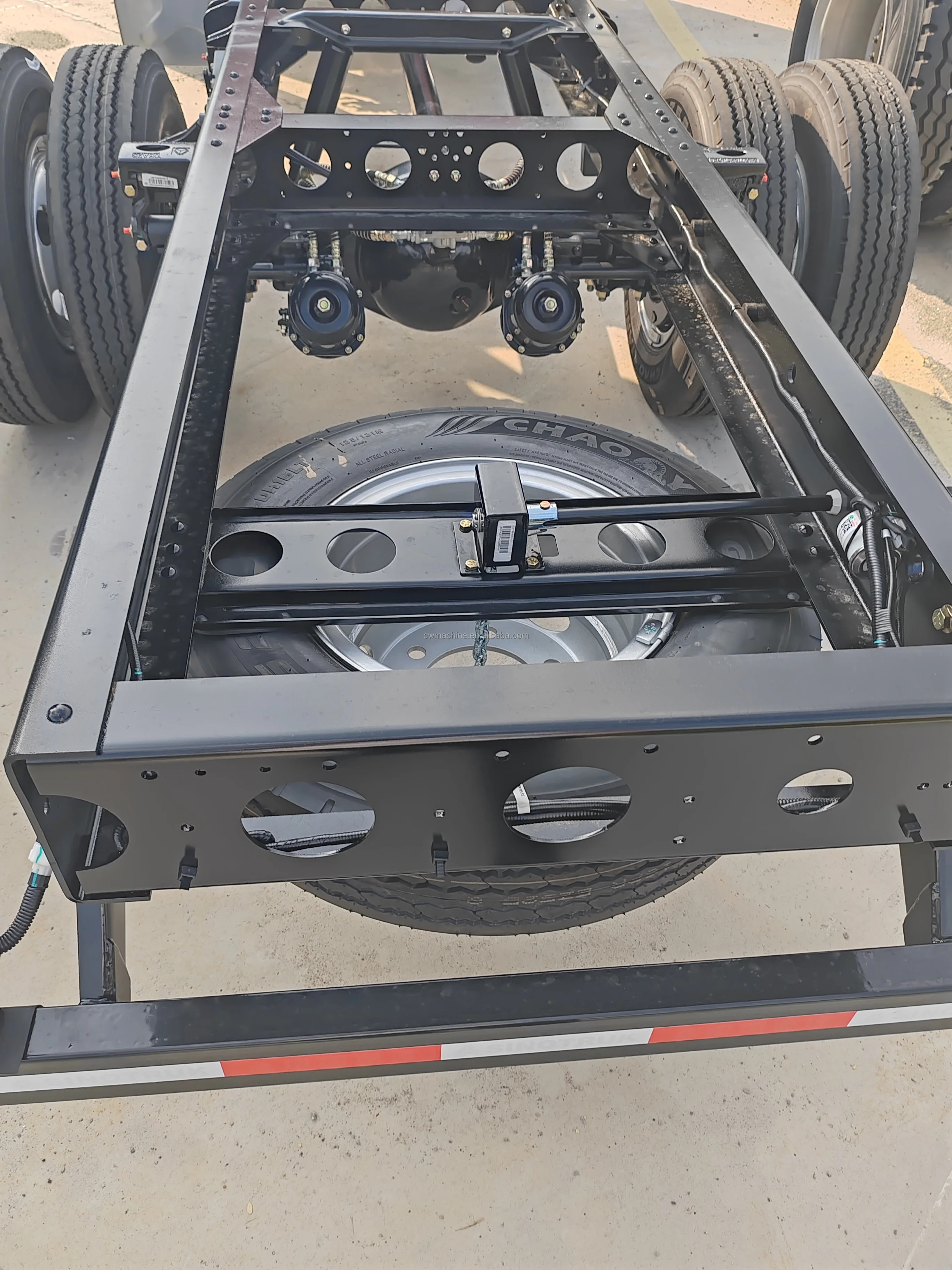 Foton Diesel Chassis Frame Truck 4*2 4*4 6Wheels 4 5 8Tons 90-200HP ...