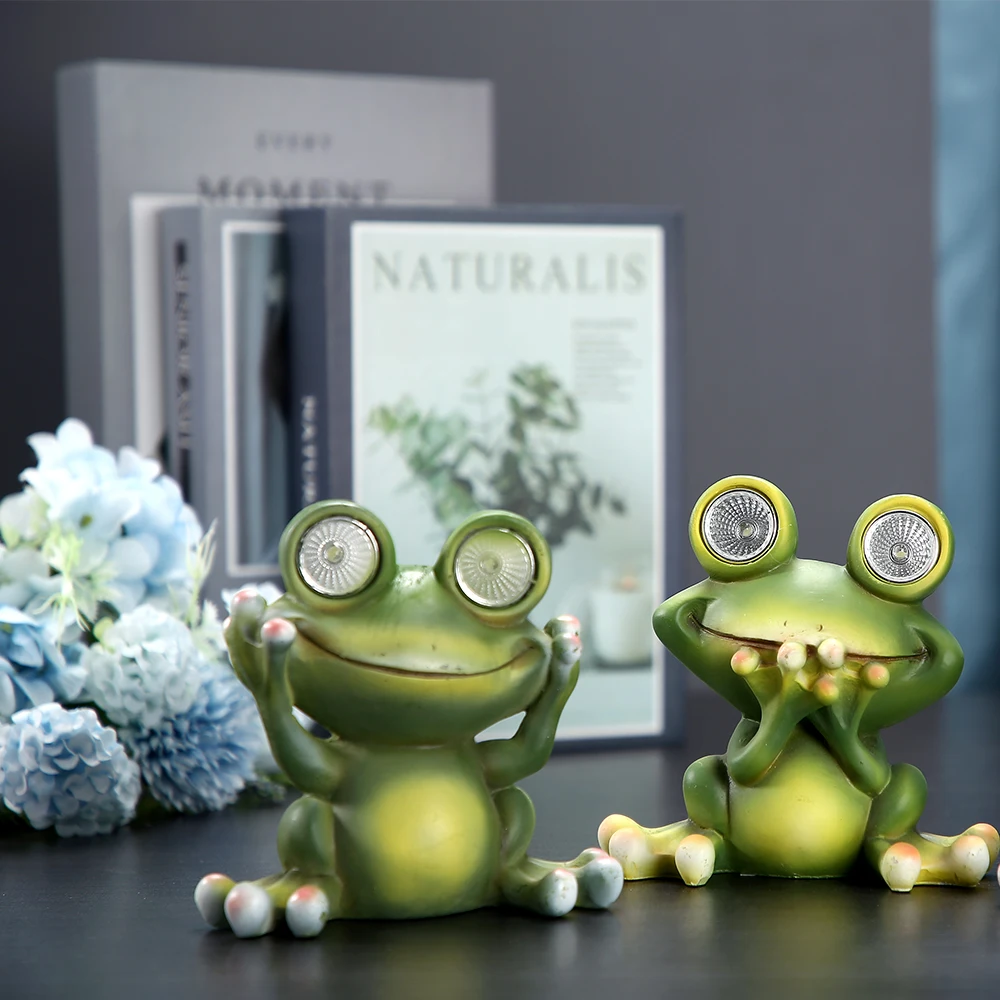 Frog Animal Ornaments Hot Animal Abstraction Three No Frogs Solar Lamp ...