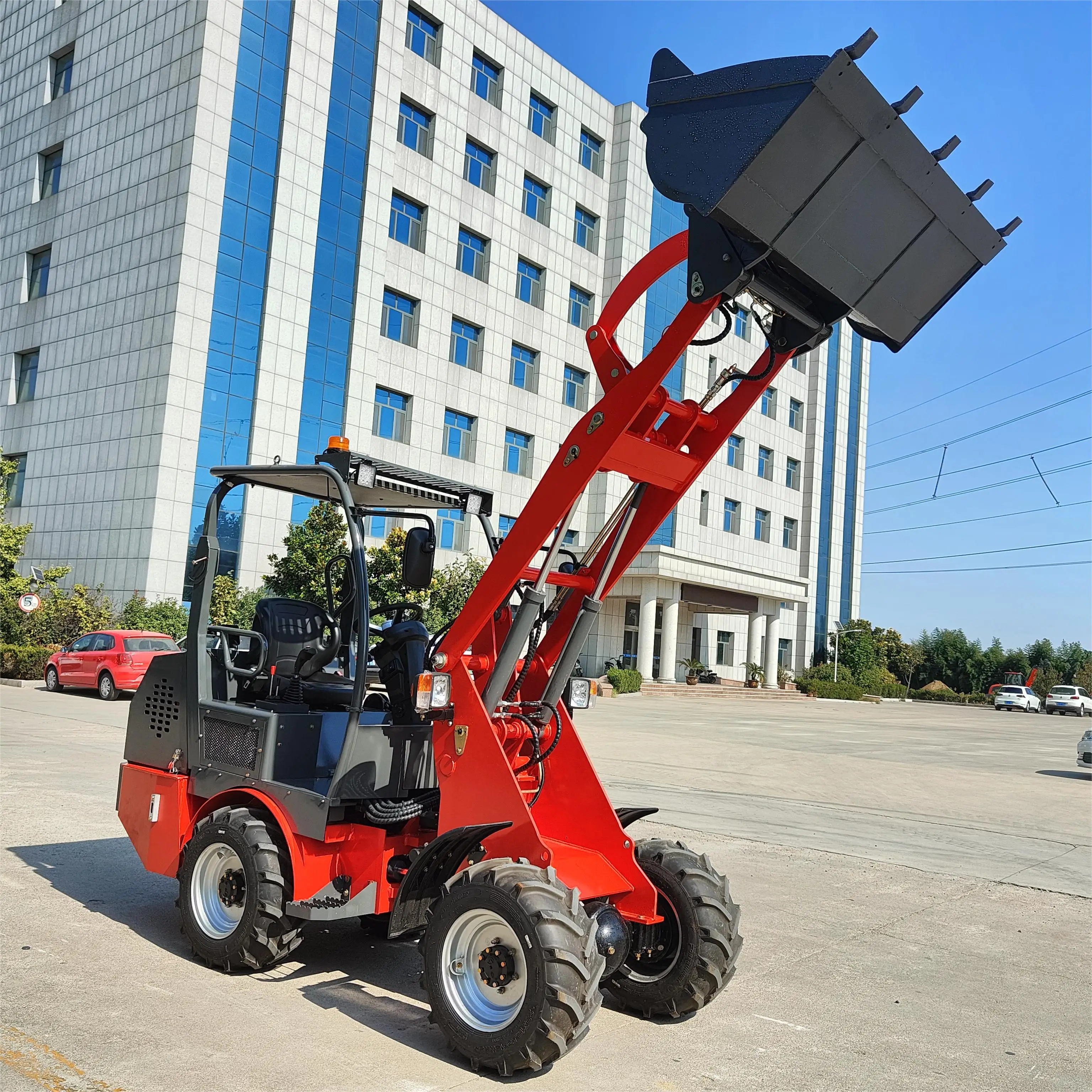 Small Compact Electric Farm Wheel Loader 600kg Wheeled Articulated Mini ...