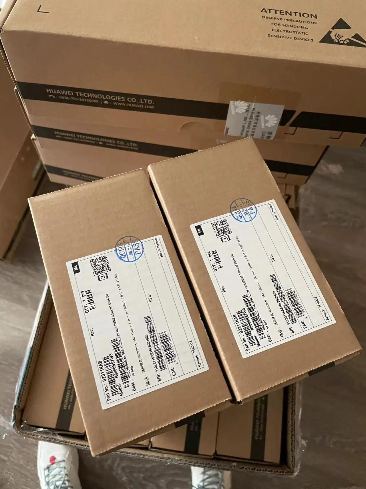 Original Server Cpu For Amd Epyc 7702 Ep 7002 Servse Processor Lga 4094 ...