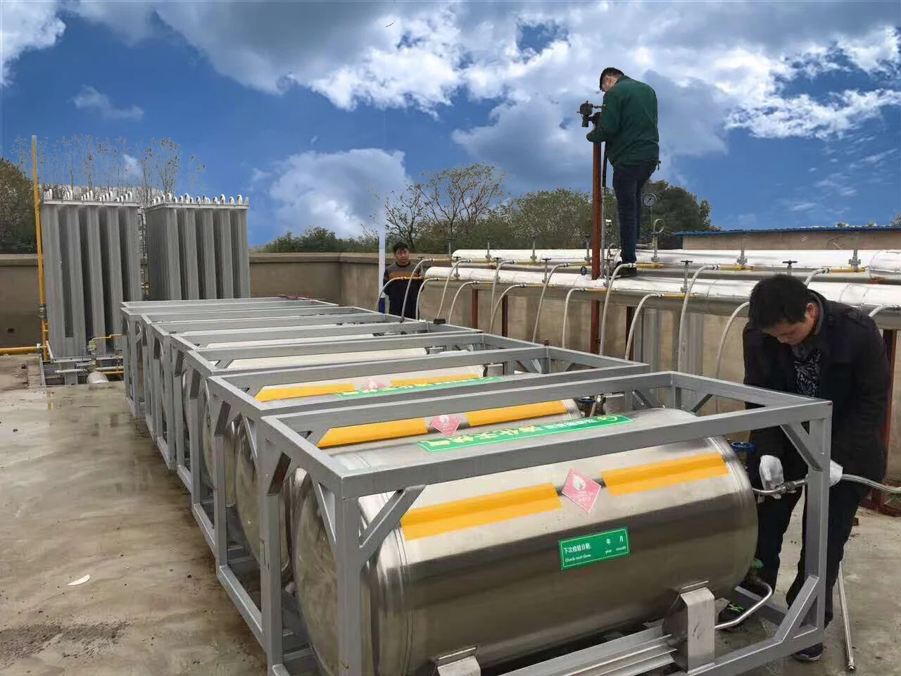 499L 25Bar Horizontal Cryogenic Gas Cylinder Size Large Liquid Oxygen ...