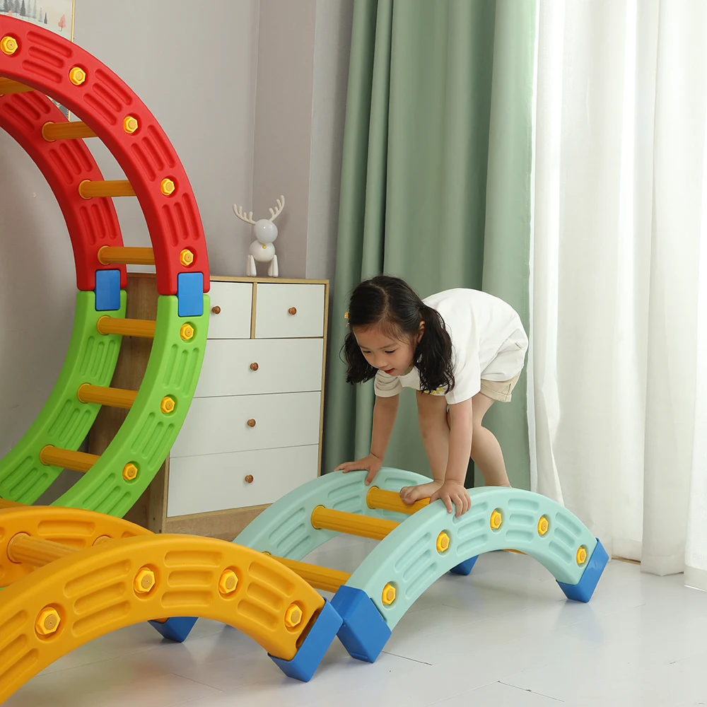 Combined Kindergarten Preschool 1/4 Circle Plastic Balance Toy for Kids