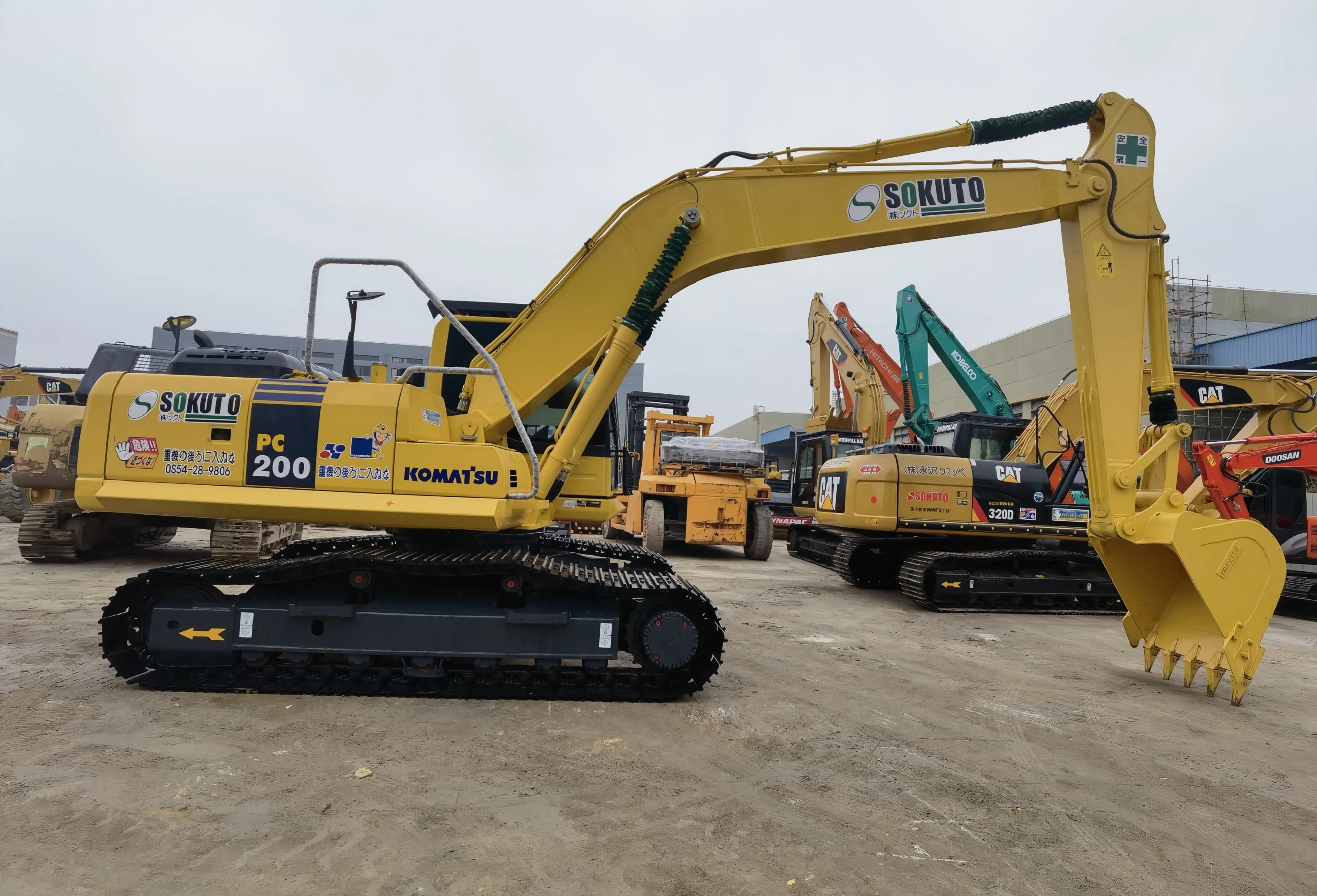 Original Japan Komatsu PC200-8MO Second Hand komatsu Pc200-8MO ...