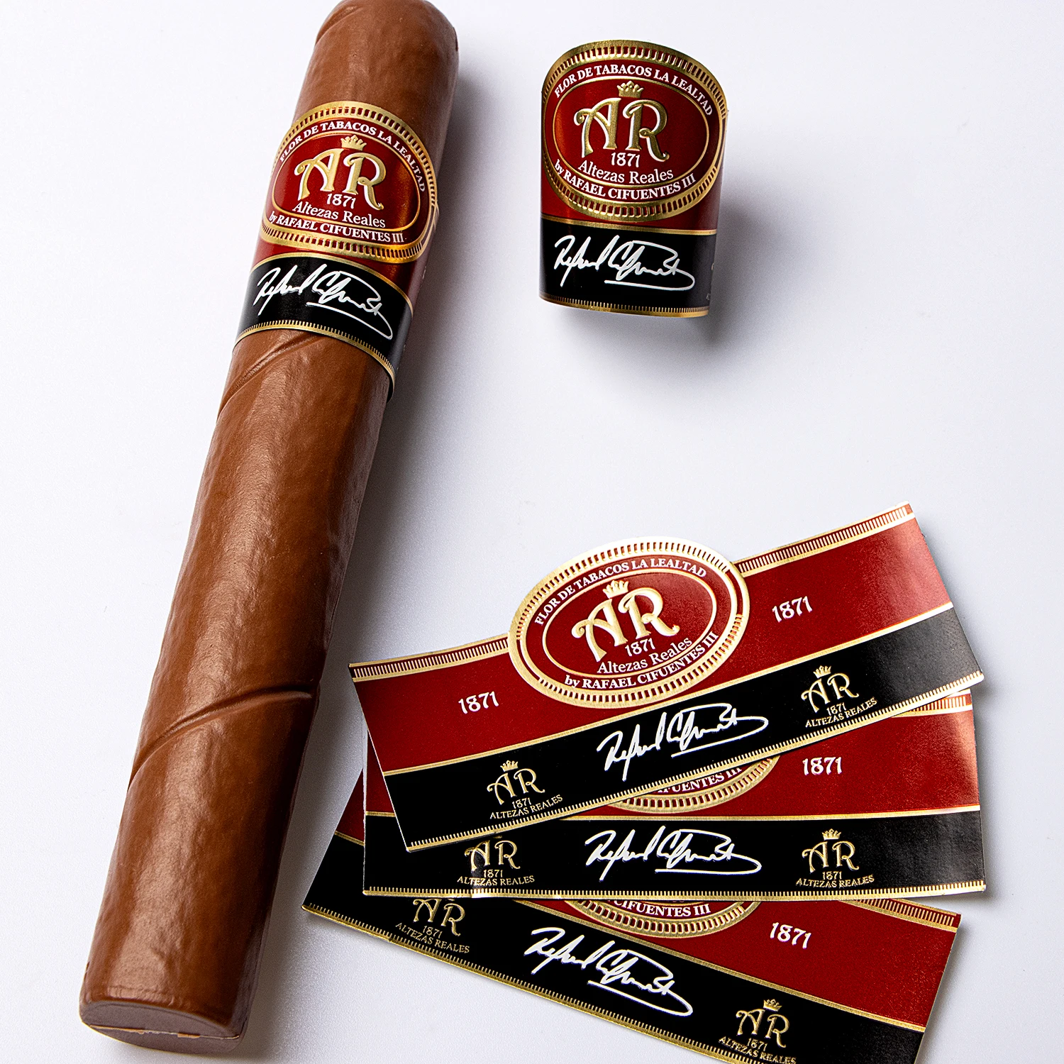 Custom Cigar Label Bands - Luxury Design & Gold Stamp