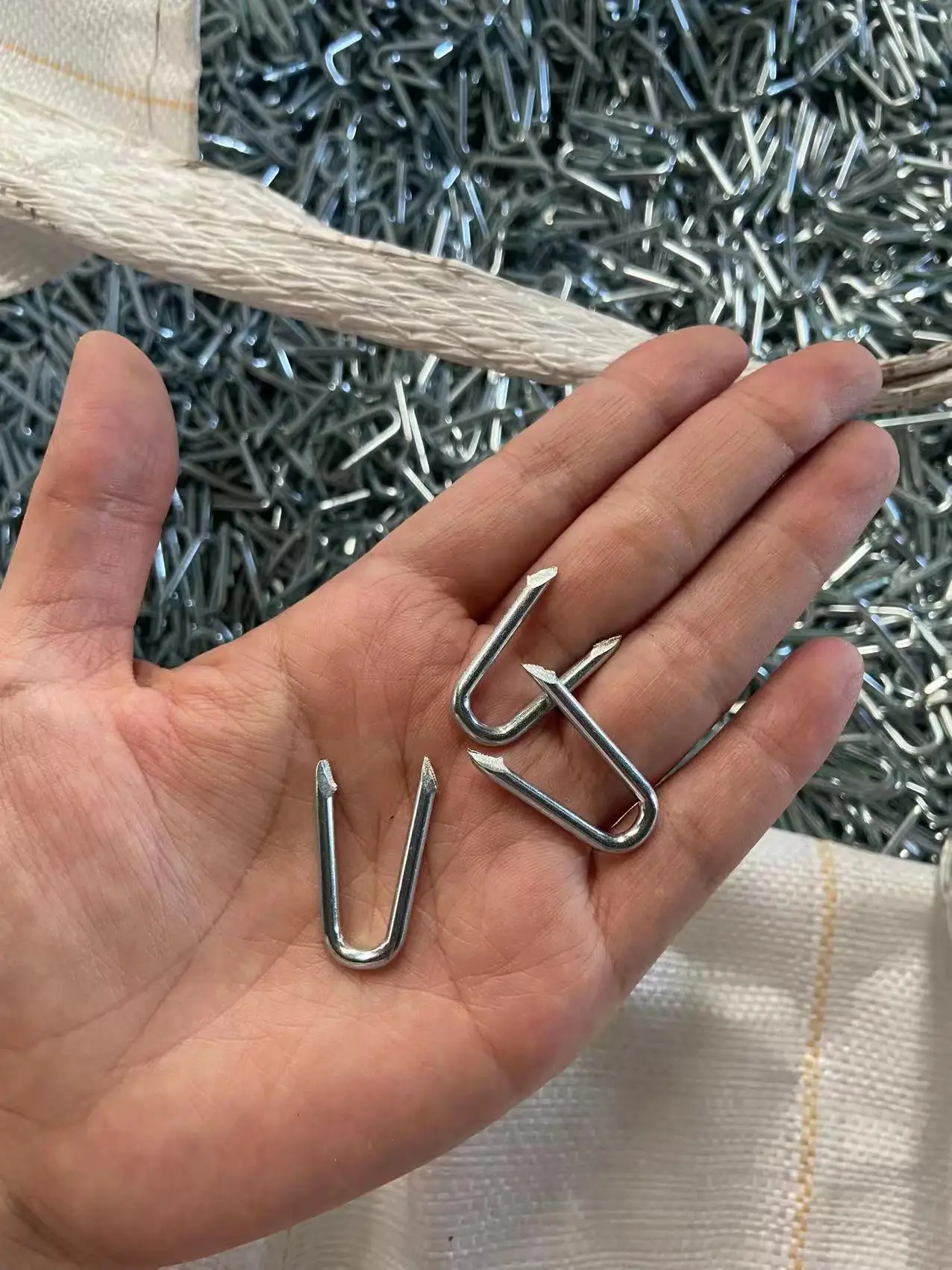 Metal U Shape Garden Peg Ground U Shape Outdoor Nail For Net Tent Fixed ...