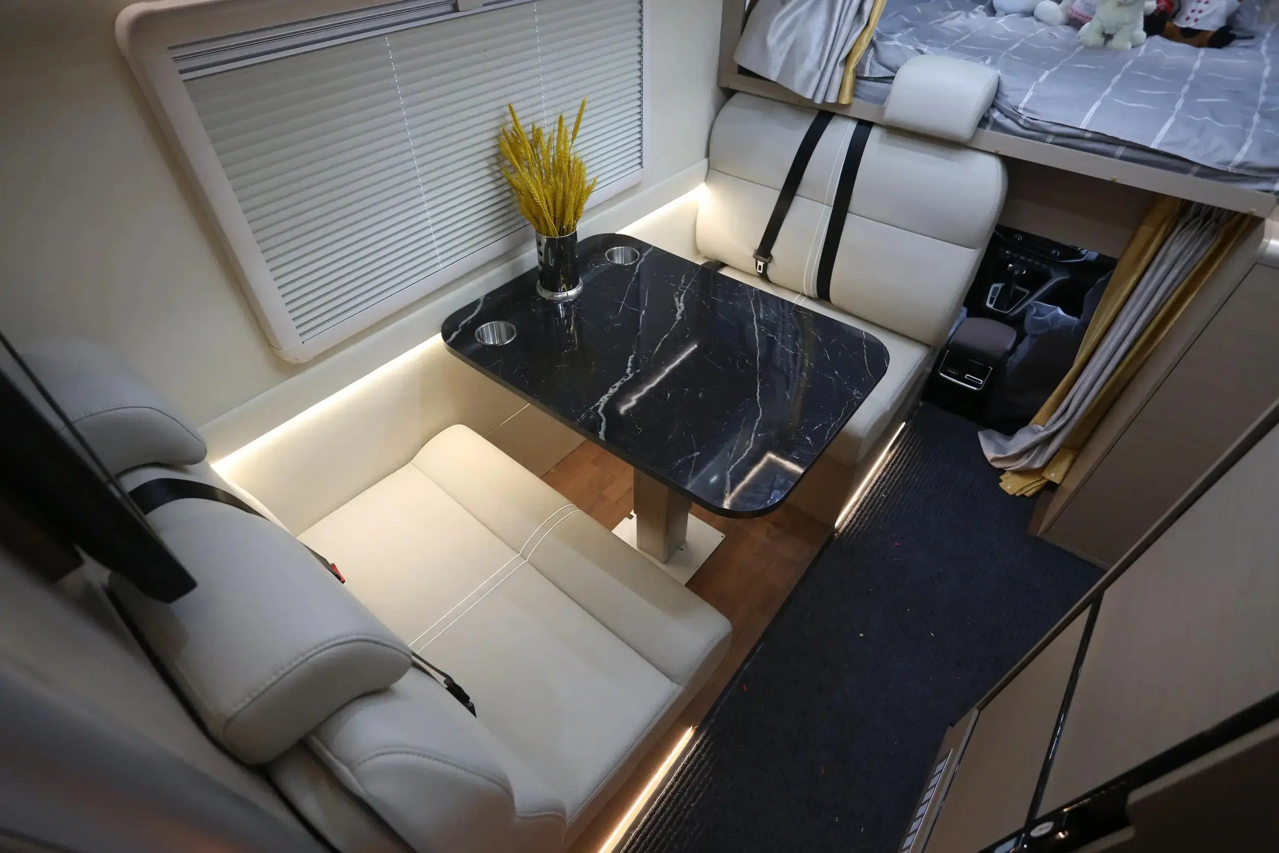 Luxury RV Touring in China - Changan Fengjing Camper Van