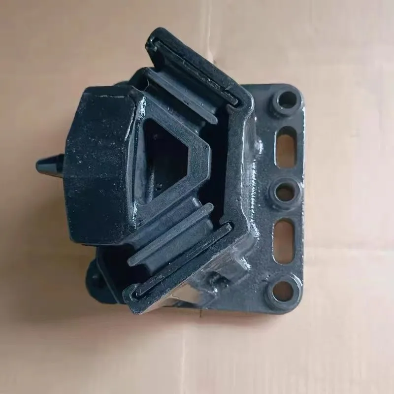 SHACMAN DELONG X3000 Engine Right Front Mounting - DZ97259590209