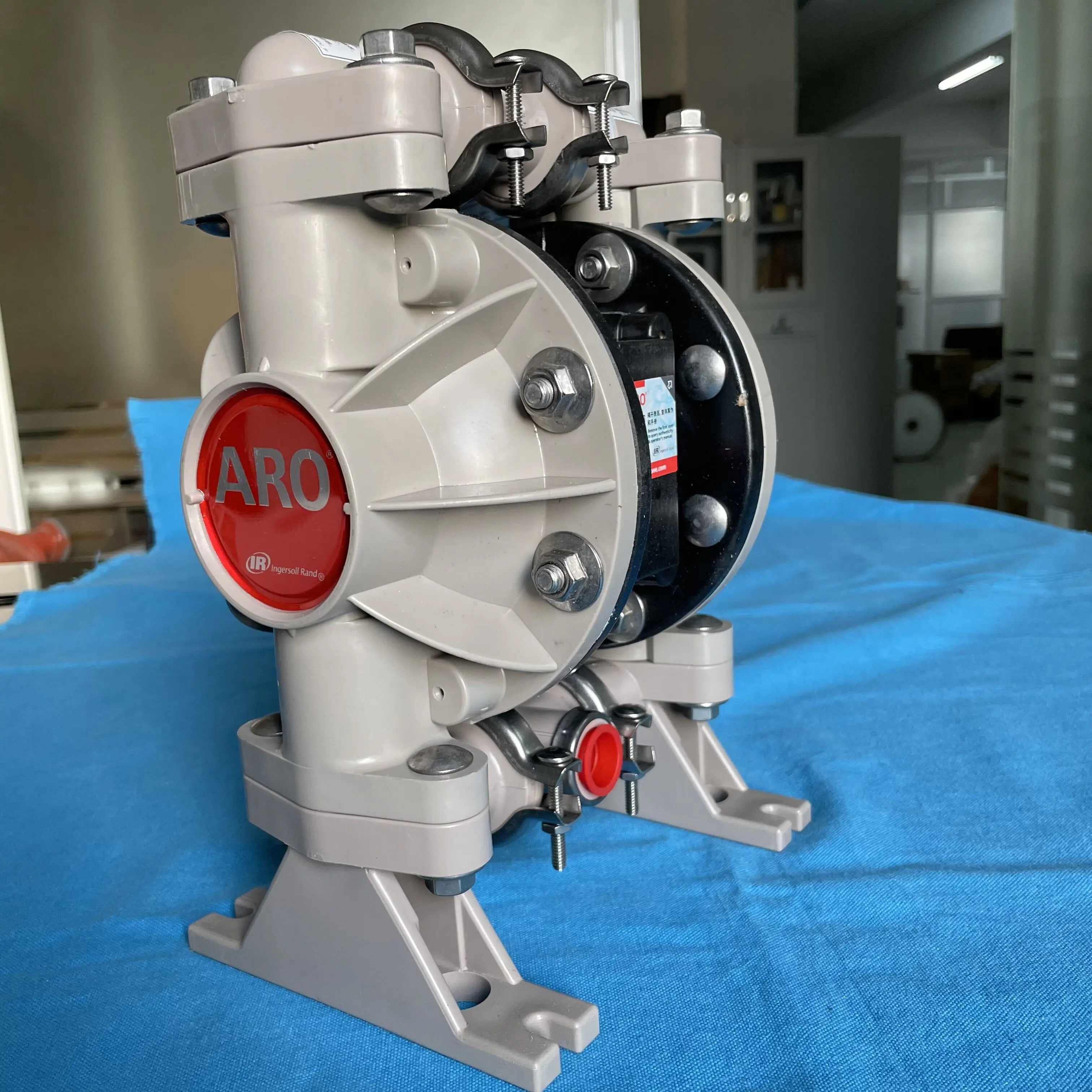 ARO Diaphragm Pump 666053-0D2 - Reliable Industrial Solution