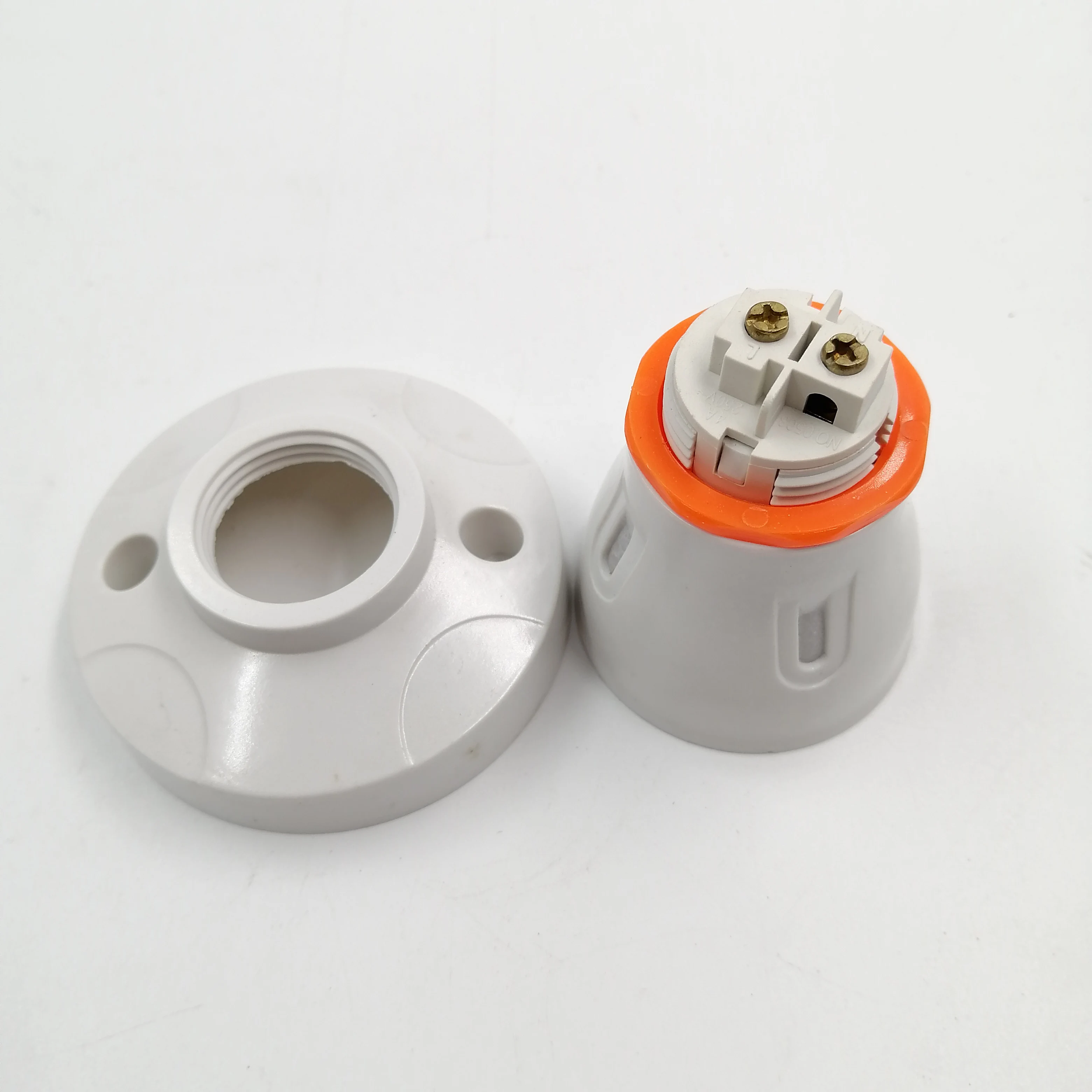 Wholesale Lamp Holder E27 Screw Shell Lampholder Plastic Material Wall ...