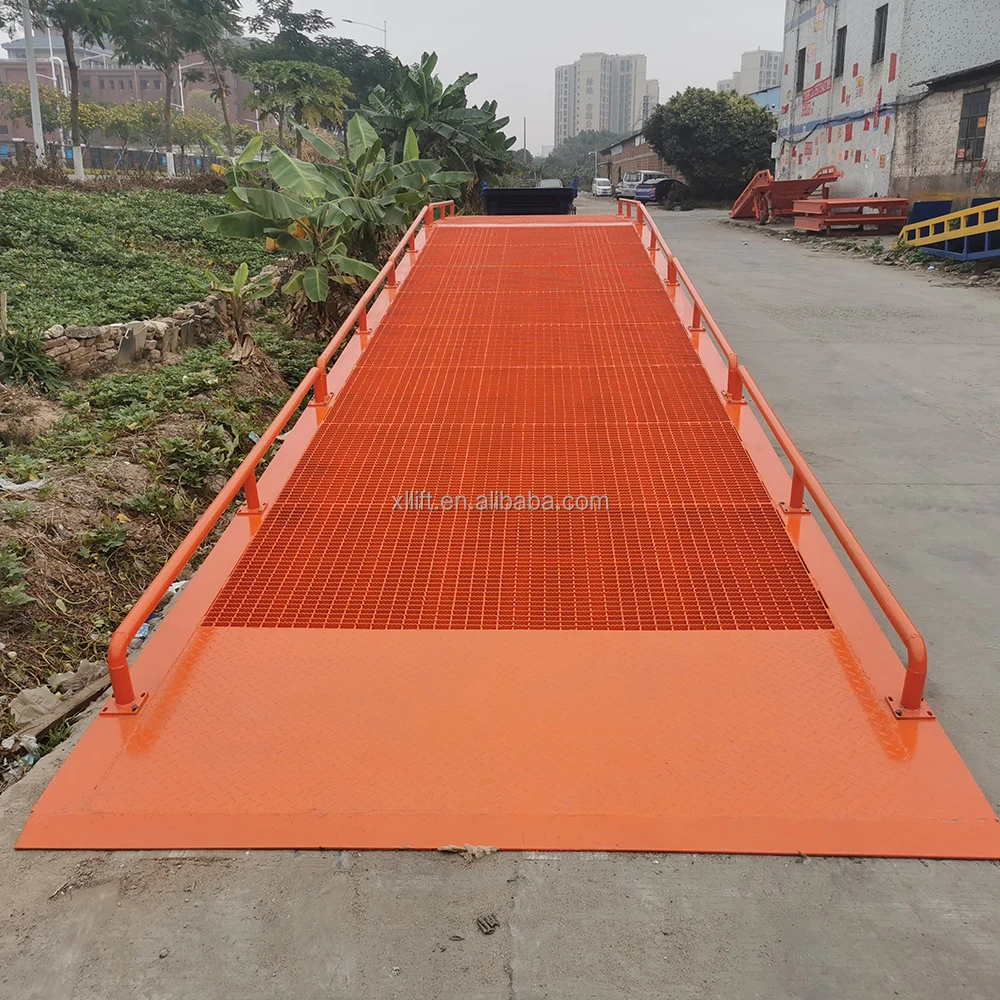 Warehouse Steel Container Loading Dock Ramp Folding Manual Pour ...