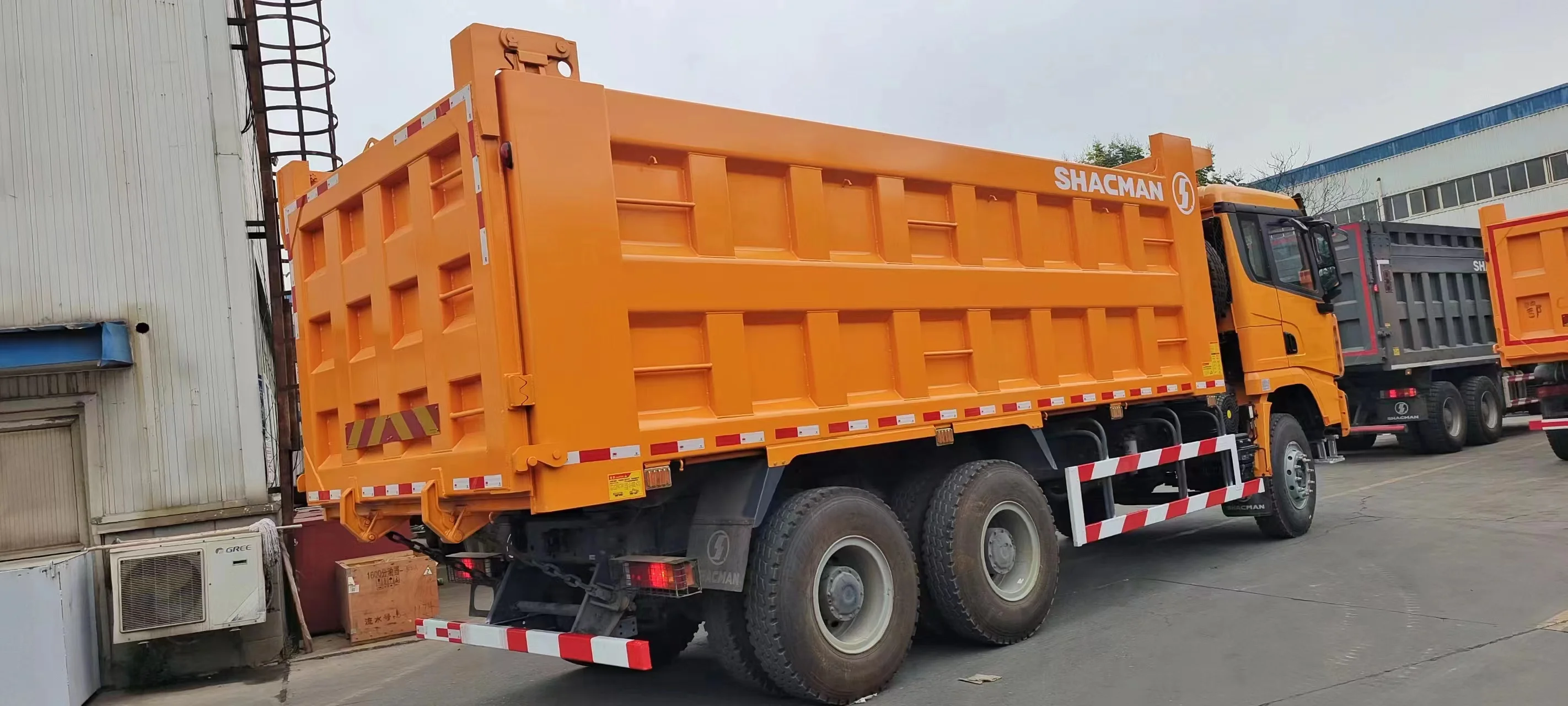 Brand New Shacman X3000 30 Tons 10 Wheeler Euro 5 430hp Dump Truck ...