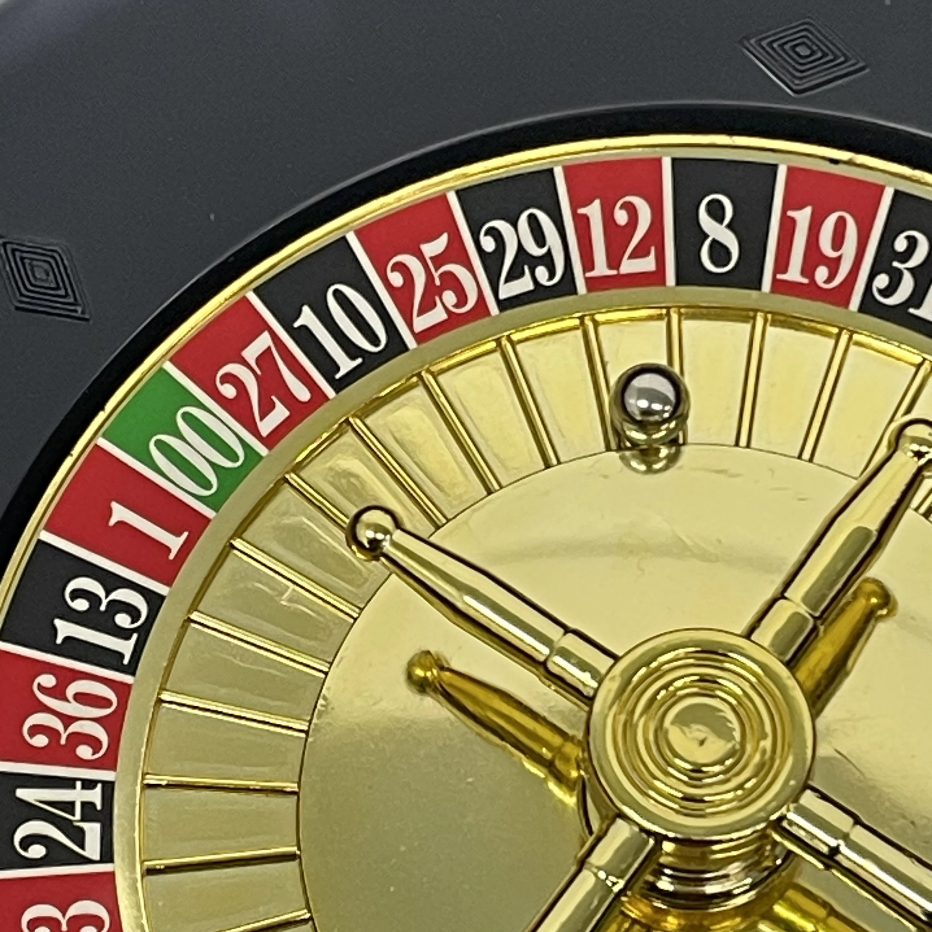 Plastic Roulette Wheel Game for Casino Parties & Entertainment, OEM