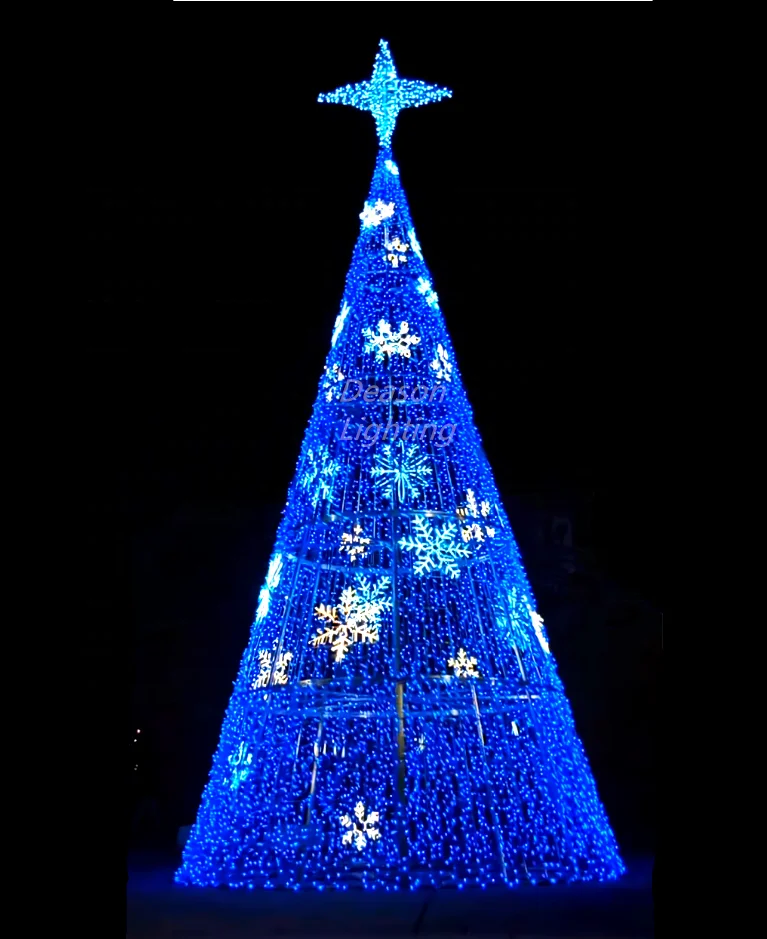 Outdoor Lighted Metal Christmas Tree with Snowflakes Decorations