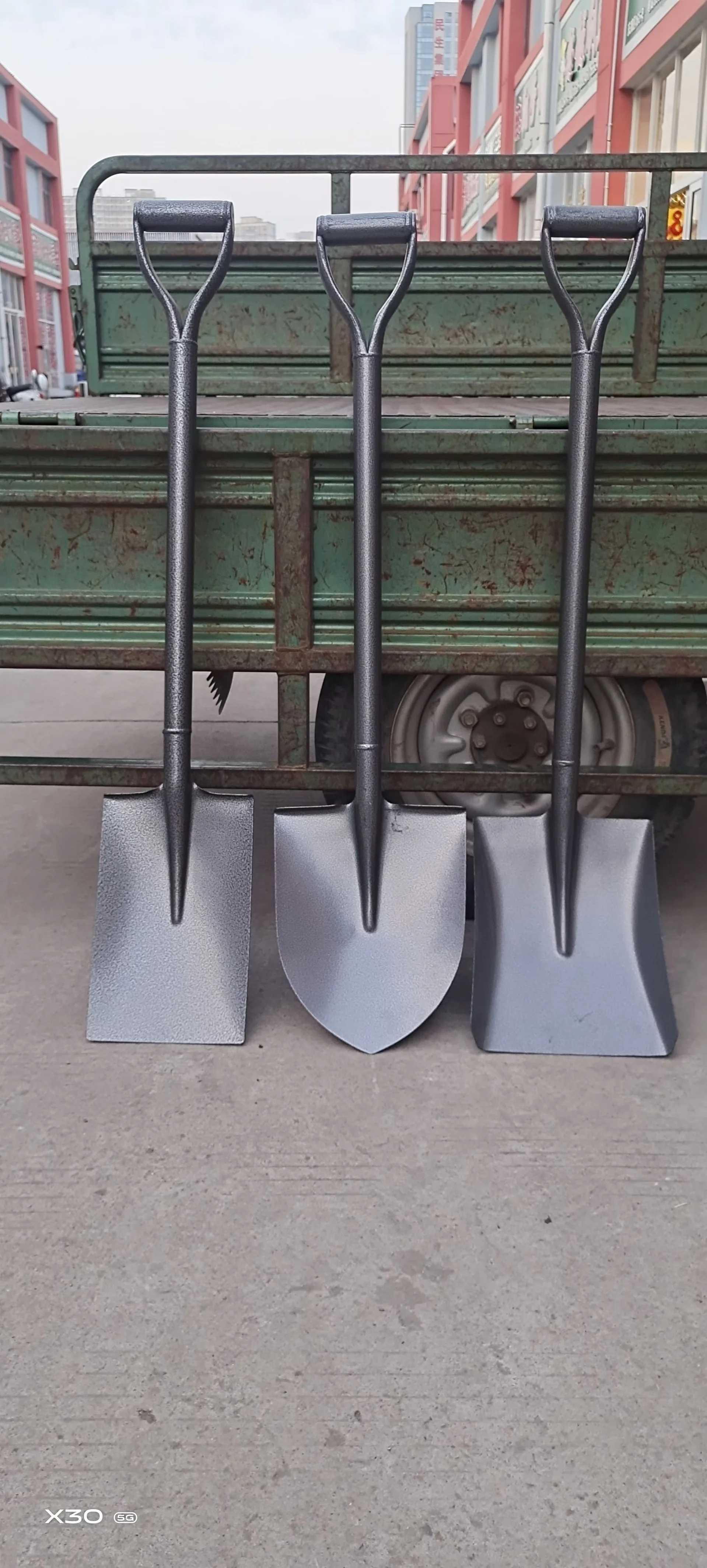 All-steel Fire Shovel One-piece Shovel Farm Shovel Garden Tool Fire ...