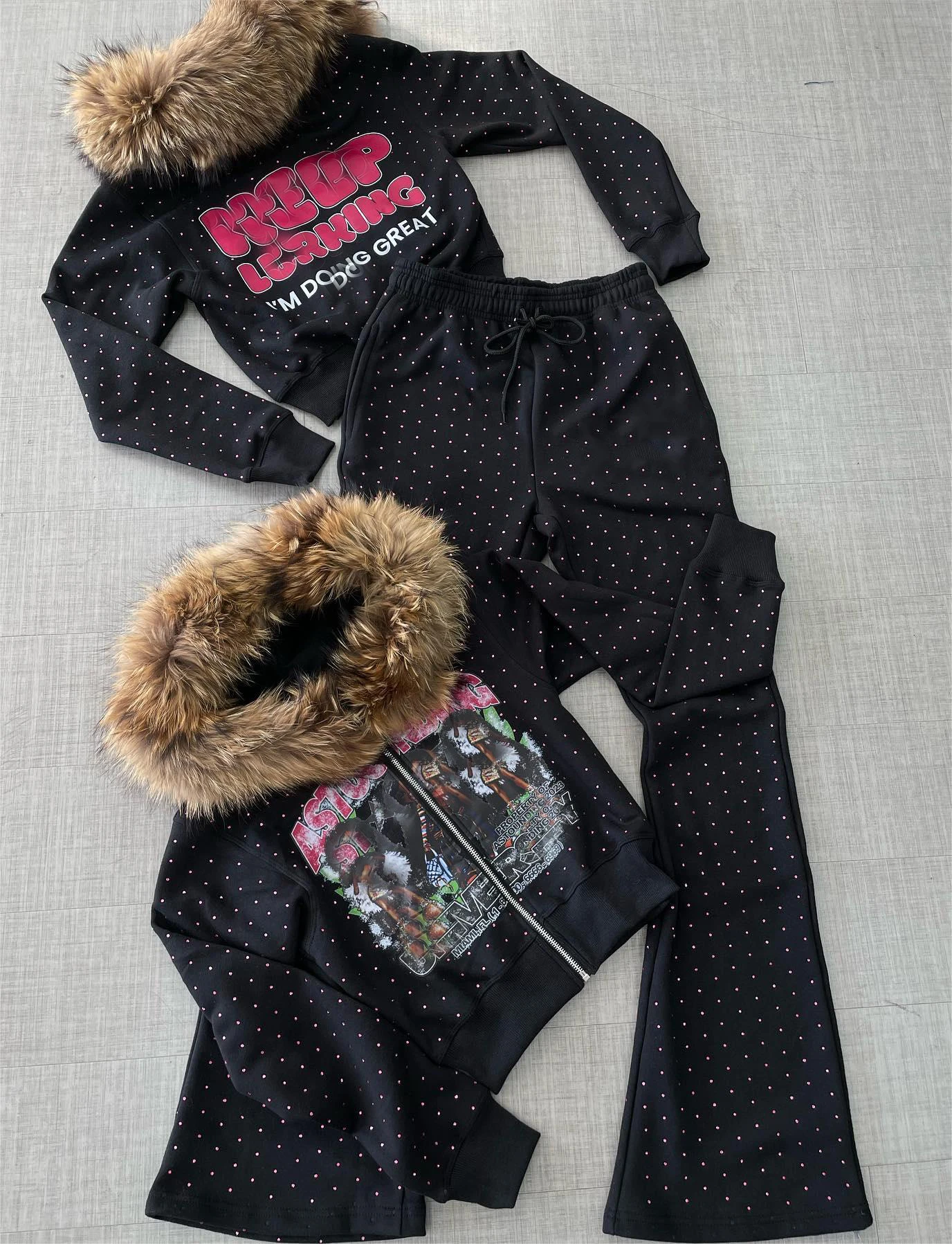 WT Custom 400GSM Cotton Zipper Women Tracksuits with Faux Fur Hoodie