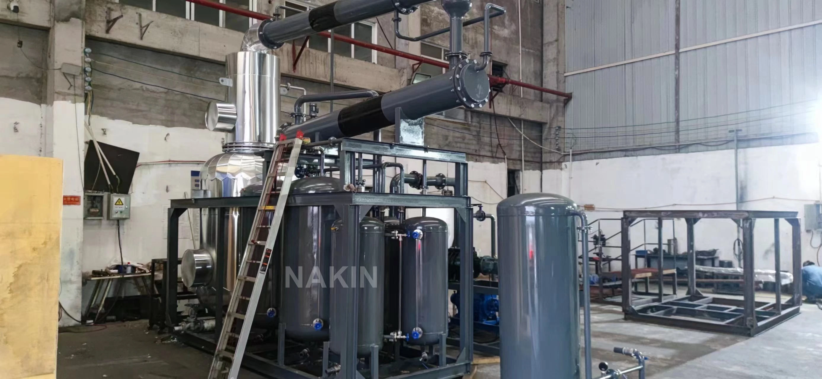 Distillation Technology - Efficient Engine Oil Recycling