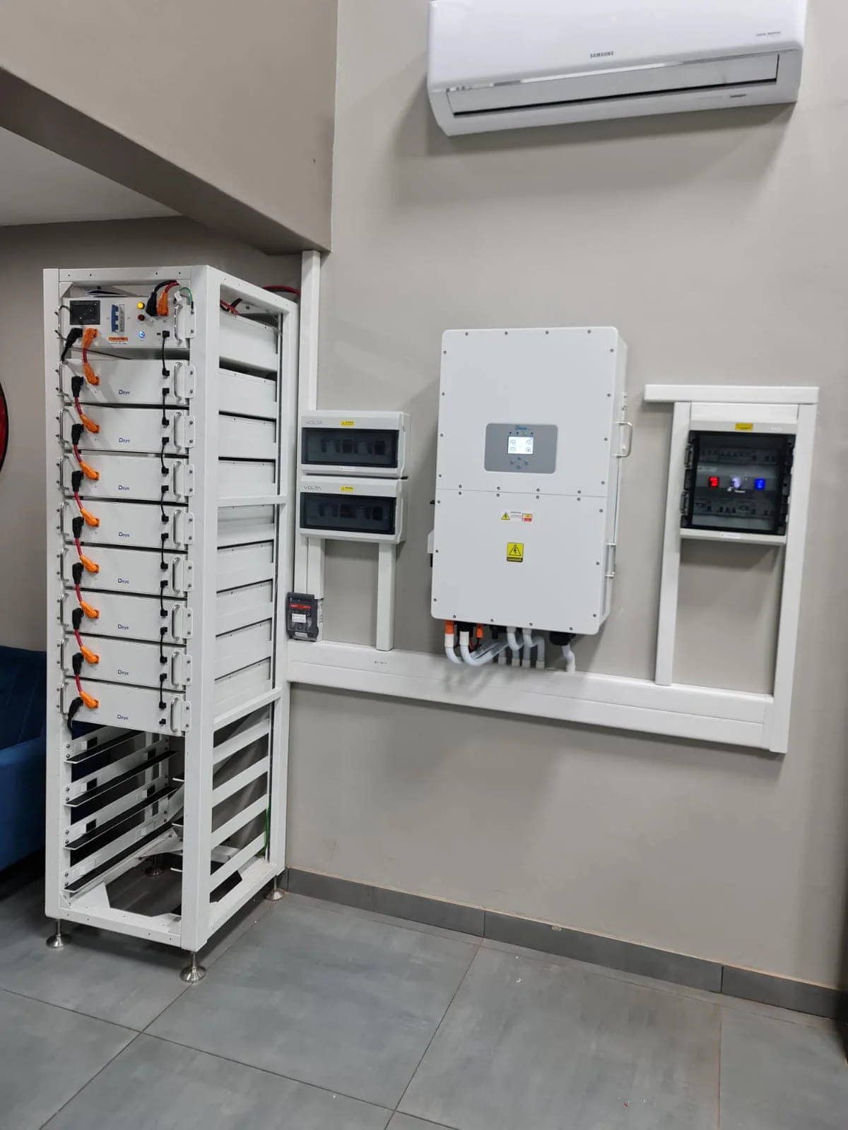 Deye Hybrid Inverter 50kW - Efficient 3 Phase DC/AC Solar Power Hybrid ...