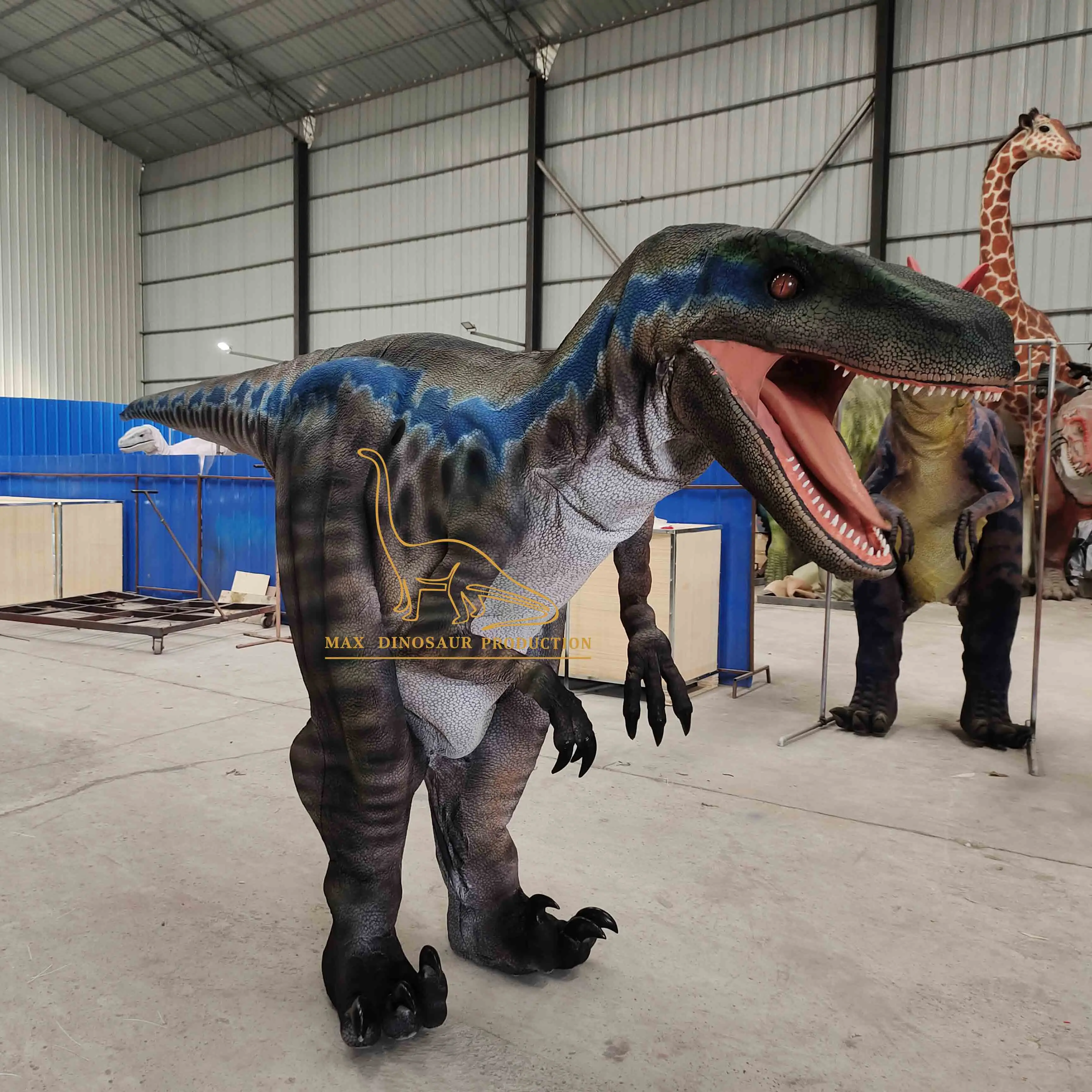 Jurassic Realistic Animatronic Velociraptor Costume Lifelike Black ...