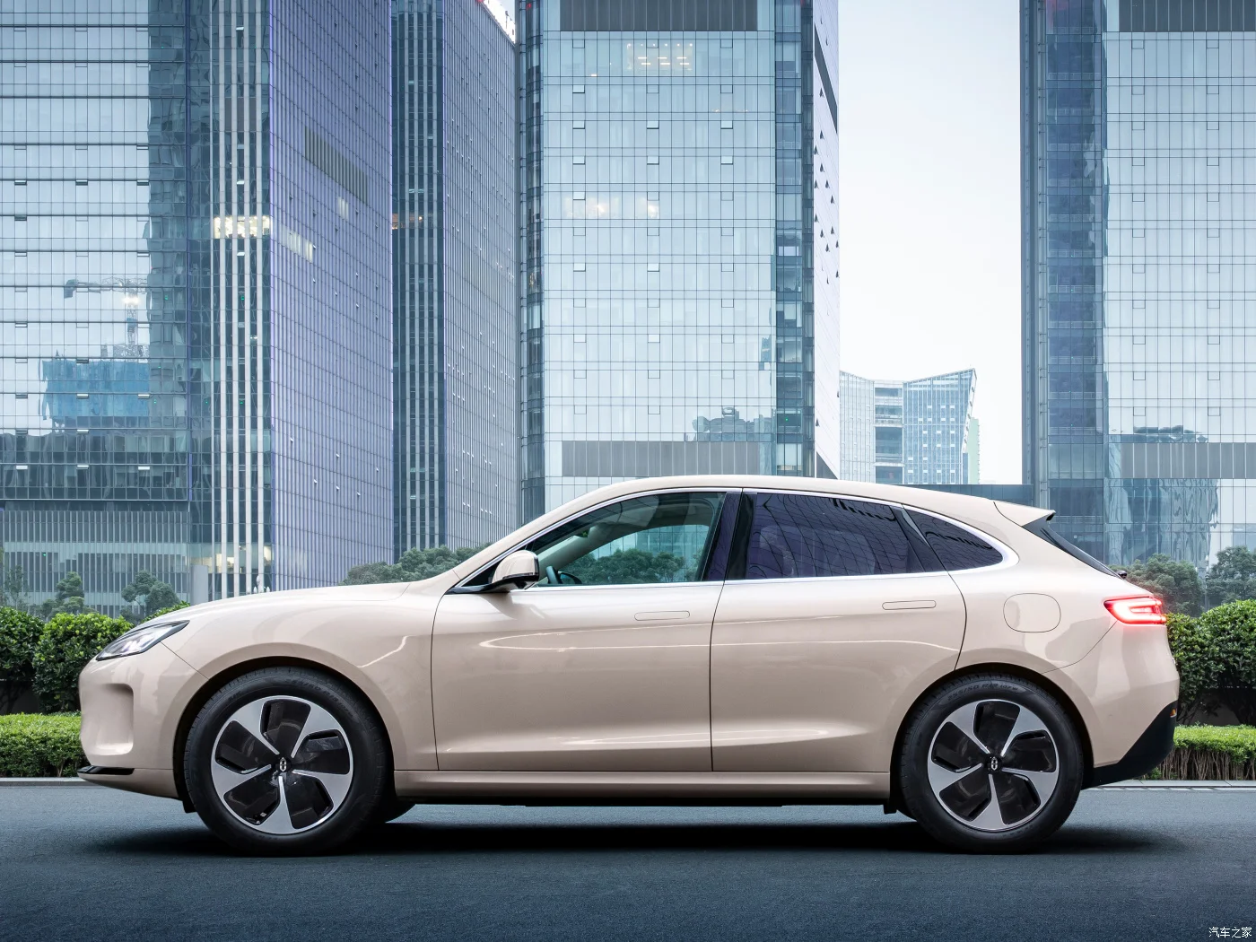 Wholesale 2023 New Energy Vehicles Aito M7 Pure Electric Luxury ...