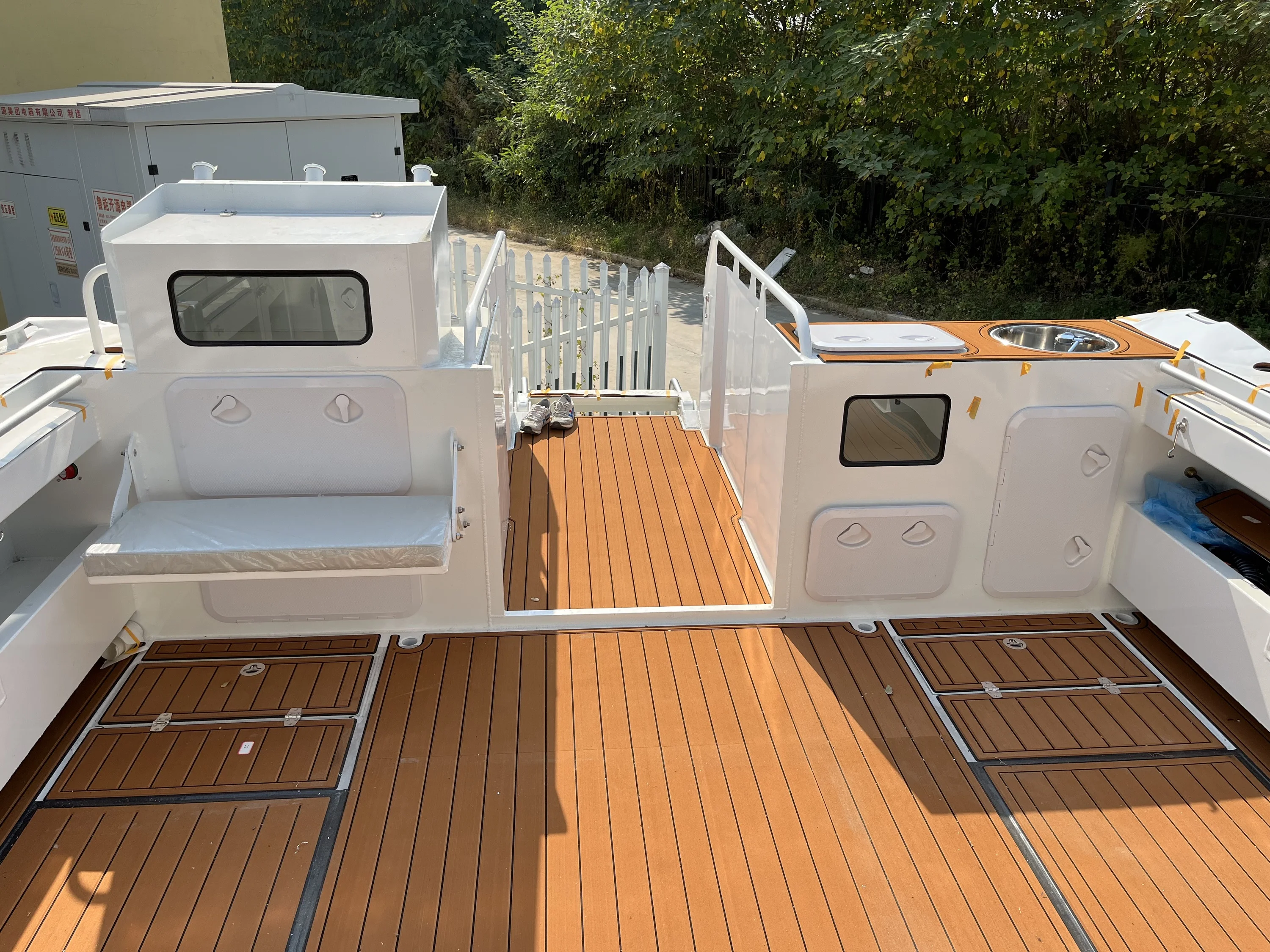 Poseidon Boat - 10m Catamaran Fishing Boat for Sport Yacht