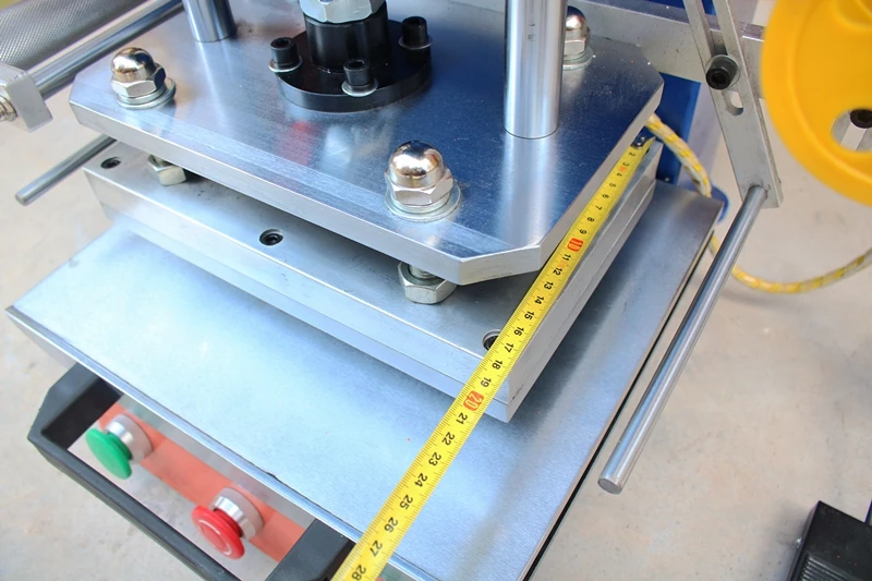 Automatic Pneumatic Hot Stamping Foil Embossing Machine Hot Sale ...