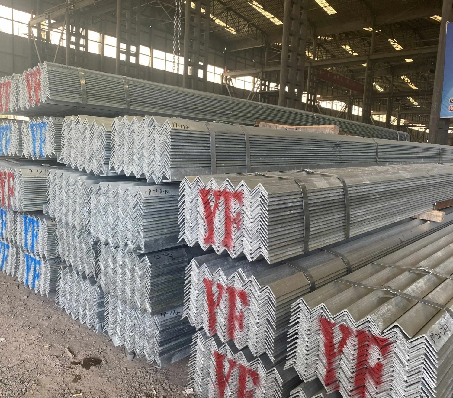 Equal Unequal Steel Slotted Bars Iron Angles Steel Structure Carbon ...