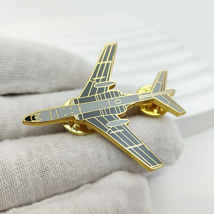 Custom Gold Plating Airline Gifts Airplane Shape Enamel Lapel Pins ...