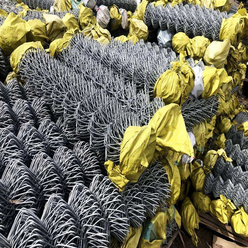 High Quality 6ft 8ft 10ft Pvc Coated Cyclone Wire Mesh Chain Link Fence ...